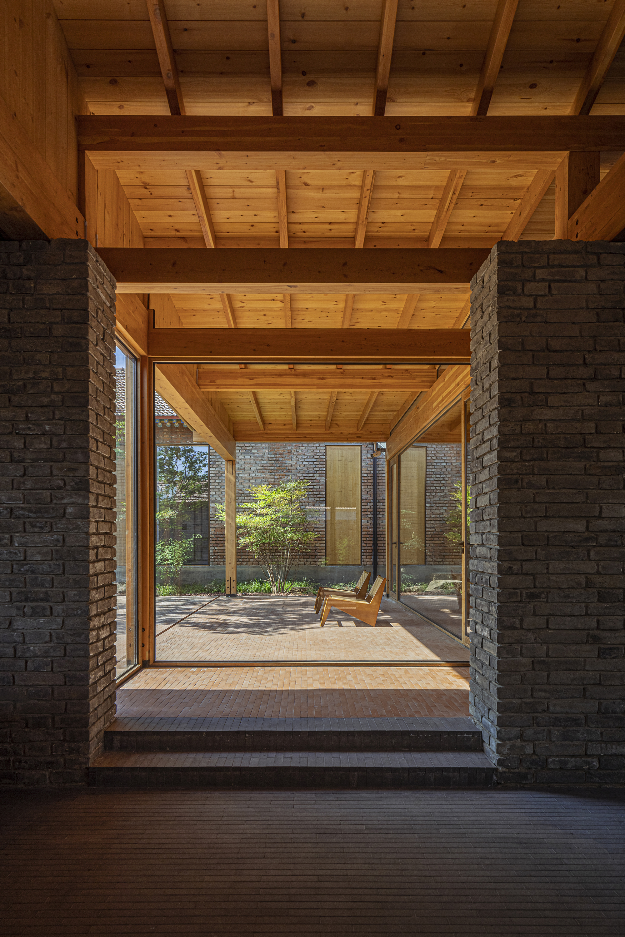 Mixed House by ARCHSTUDIO - Architizer