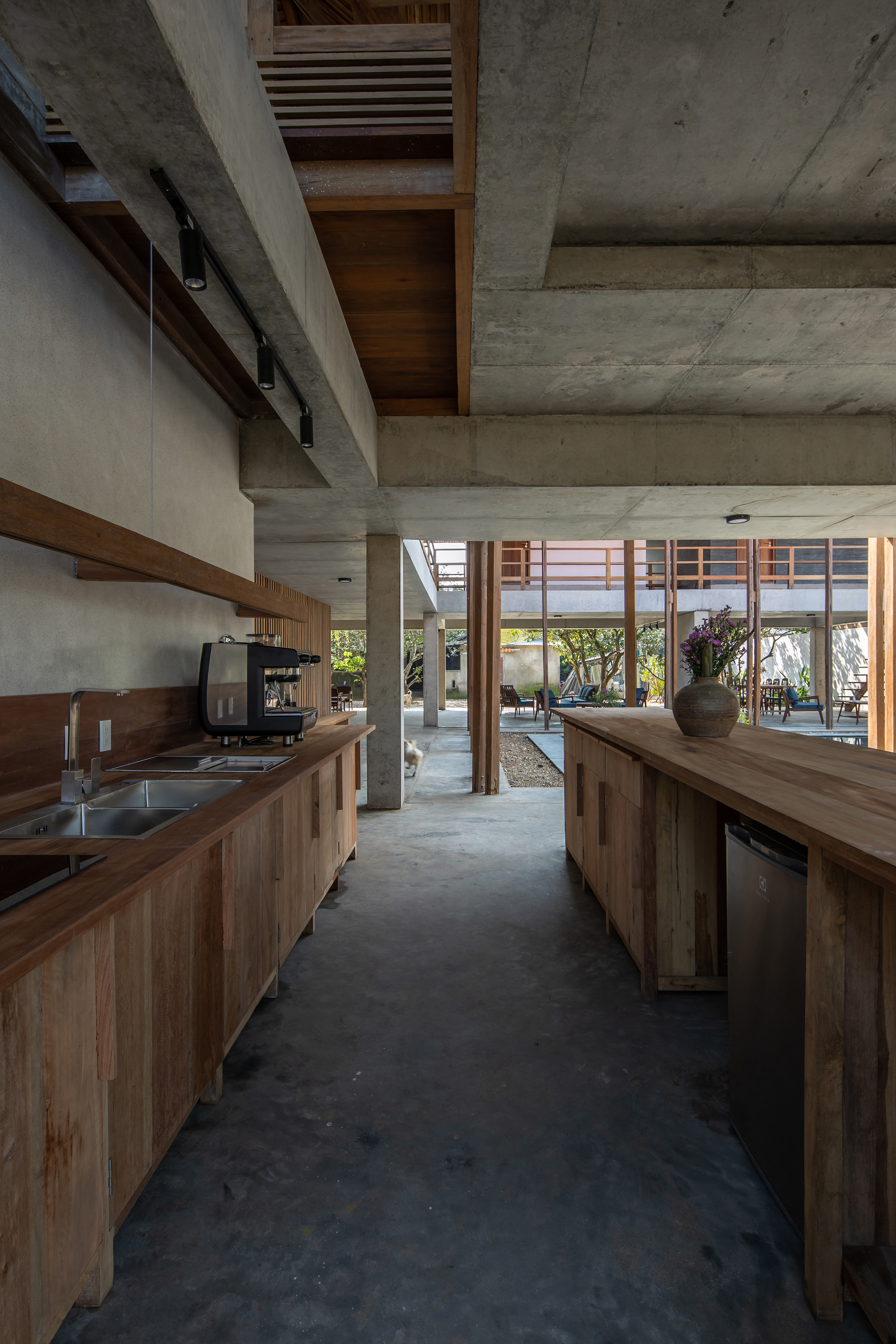 Hachi Homestay & Spa / Hachi Pomelo House by SILAA - Architizer