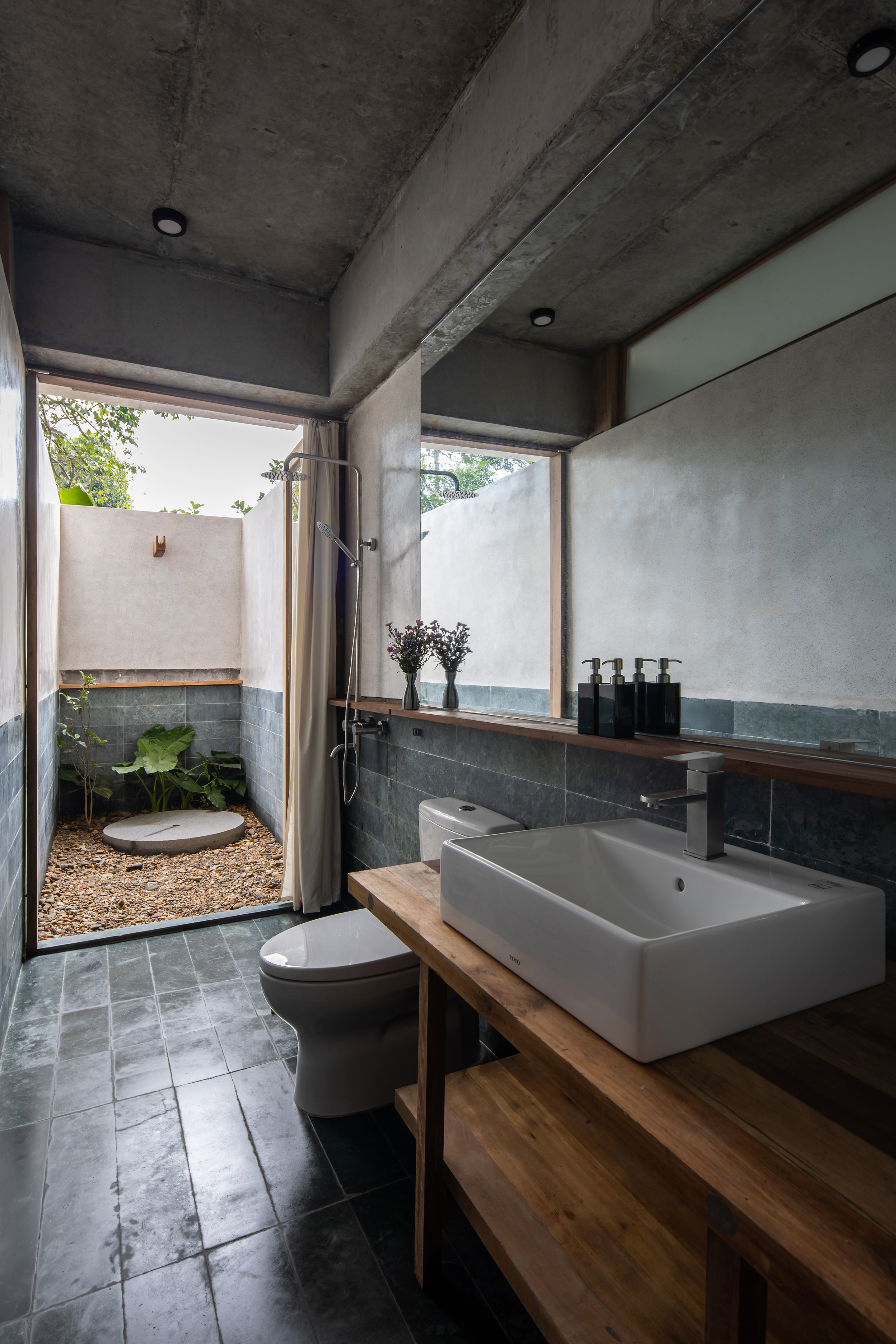 Hachi Homestay & Spa / Hachi Pomelo House by SILAA - Architizer