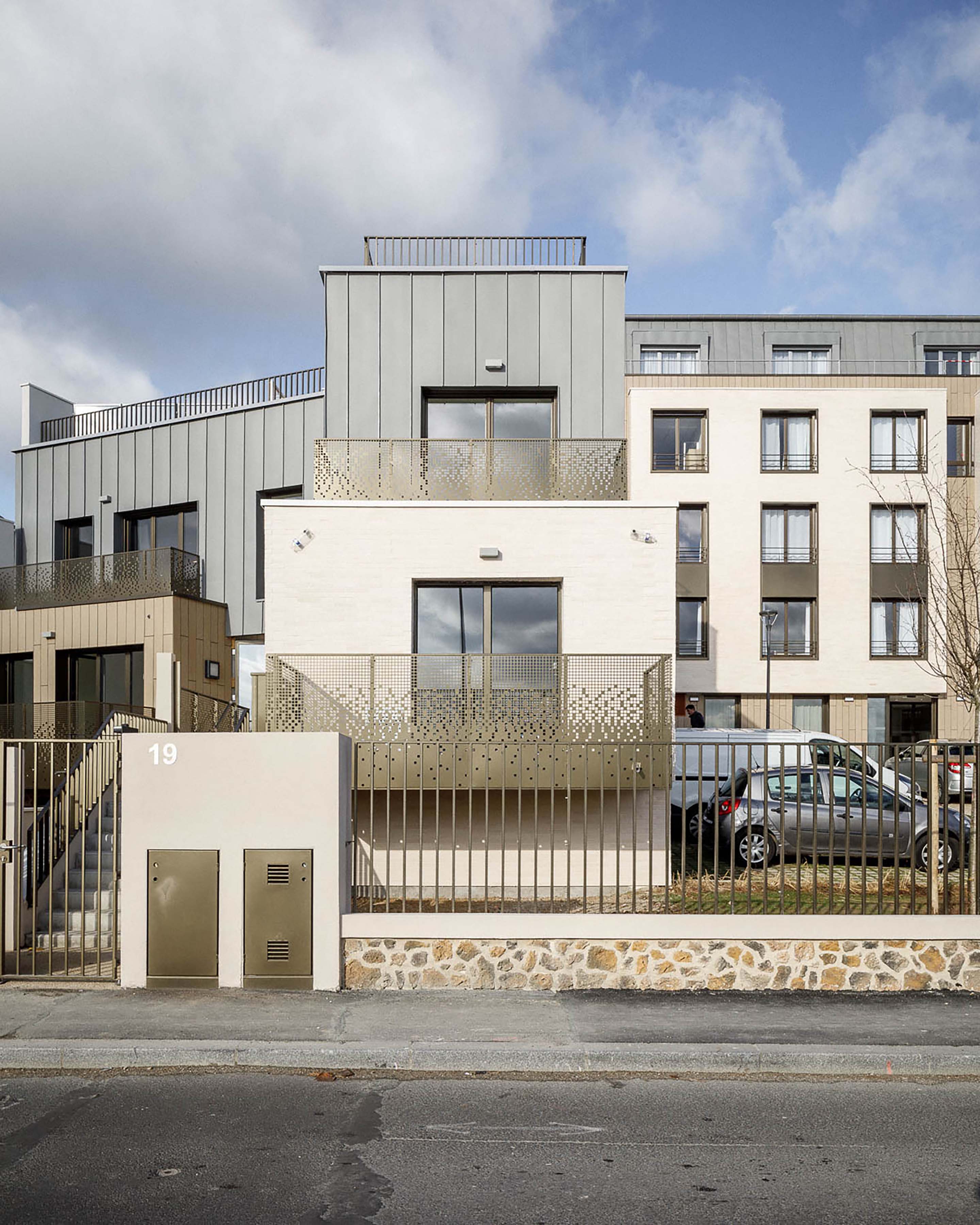 Residential facility for dependent elderly people with 94 beds and 6 ...