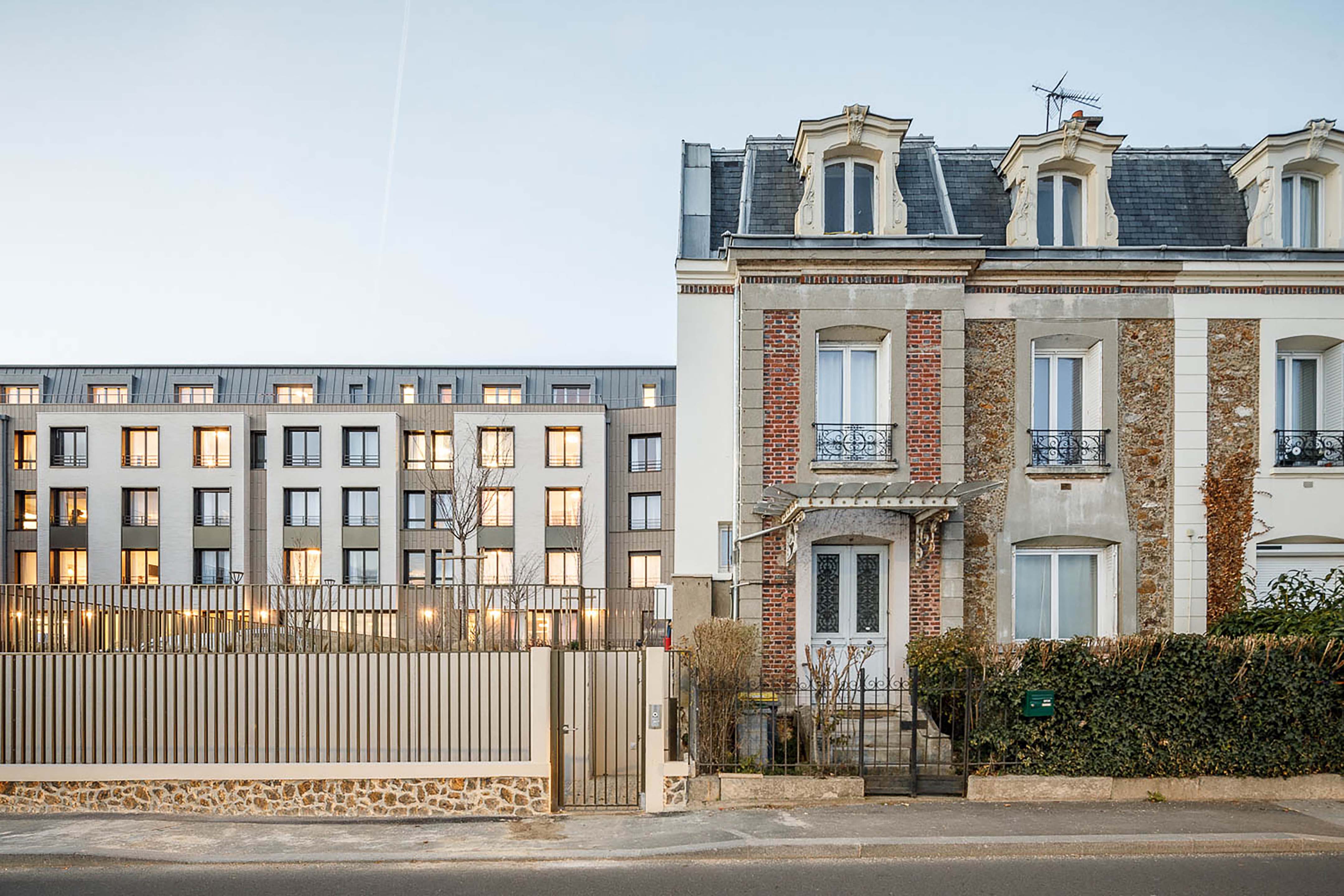 Residential facility for dependent elderly people with 94 beds and 6 ...