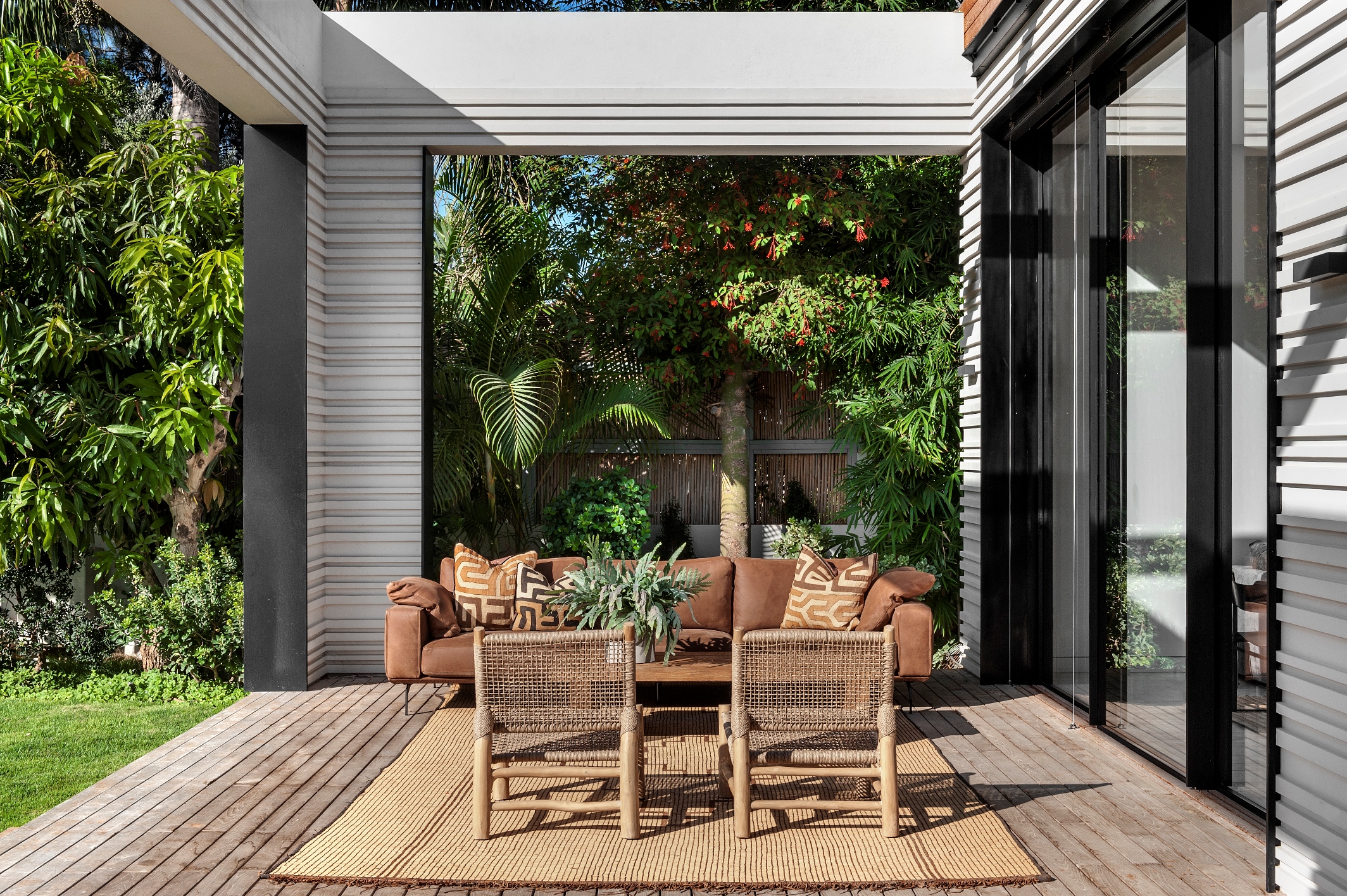 The Stripes House by Ron Rozen of “Rozen-Linenberg Architects” - Architizer