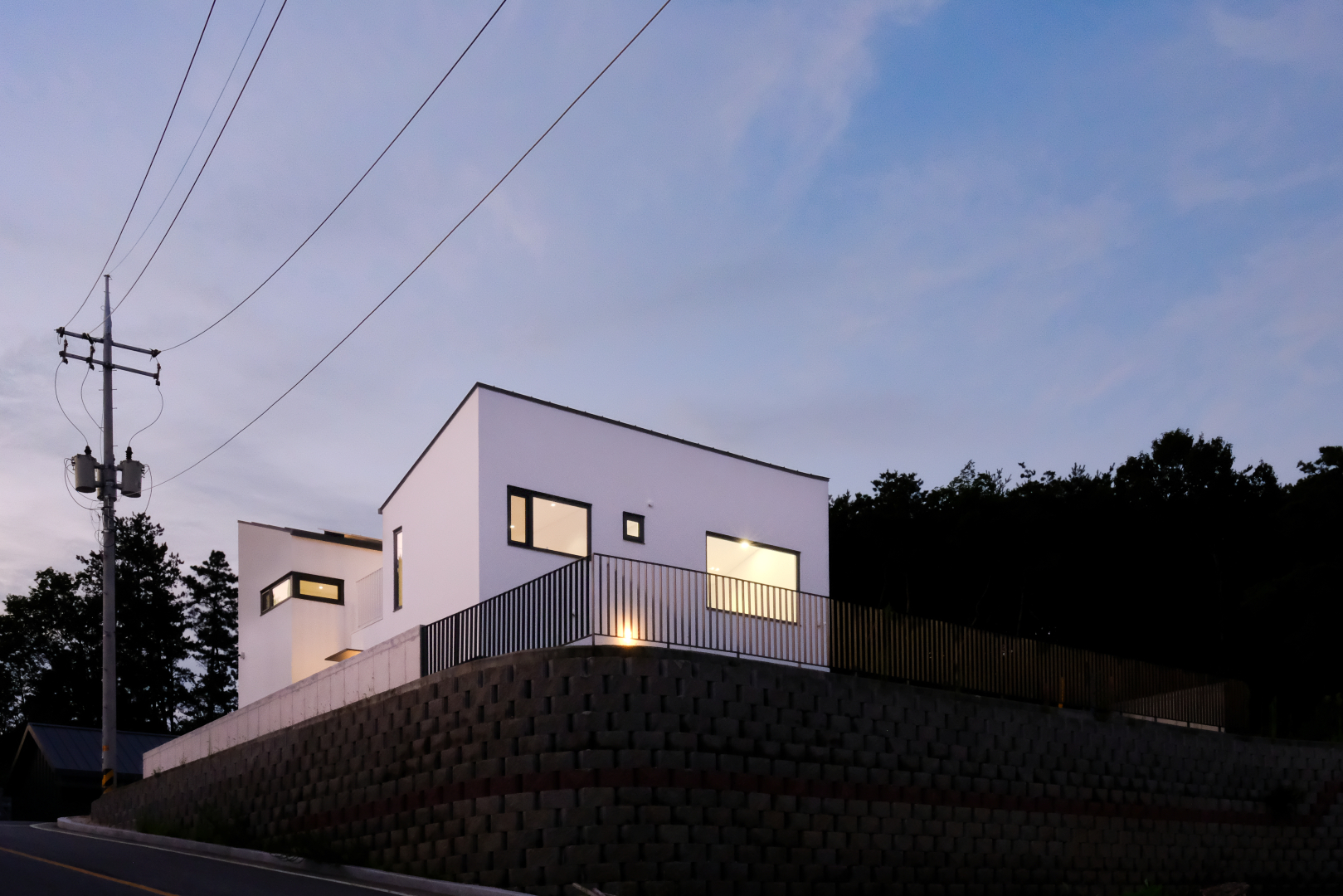 Sunshine House by bvvic architects - Architizer
