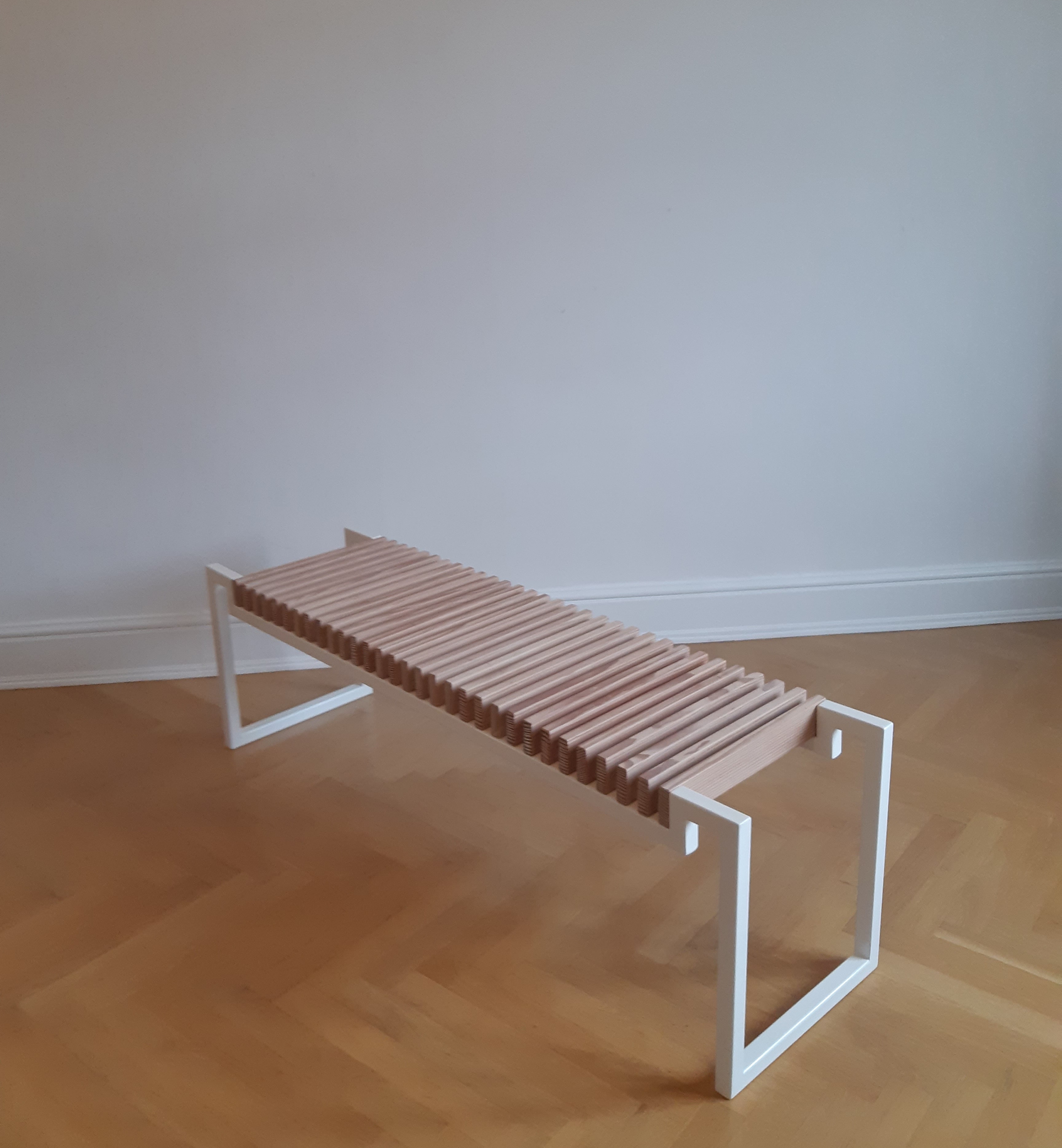 Hover Douglas Gran Bench by Hover Collection - Architizer