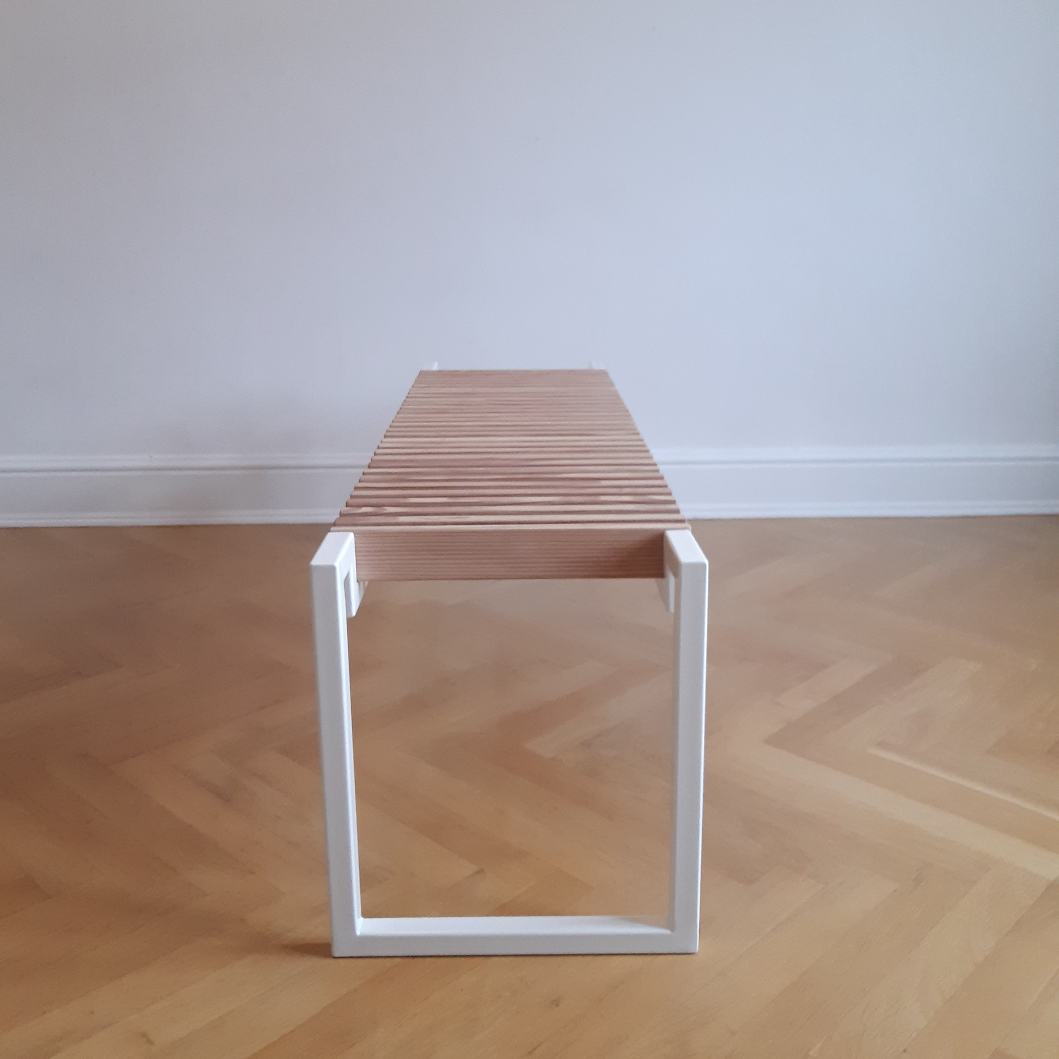 Hover Douglas Gran Bench by Hover Collection - Architizer