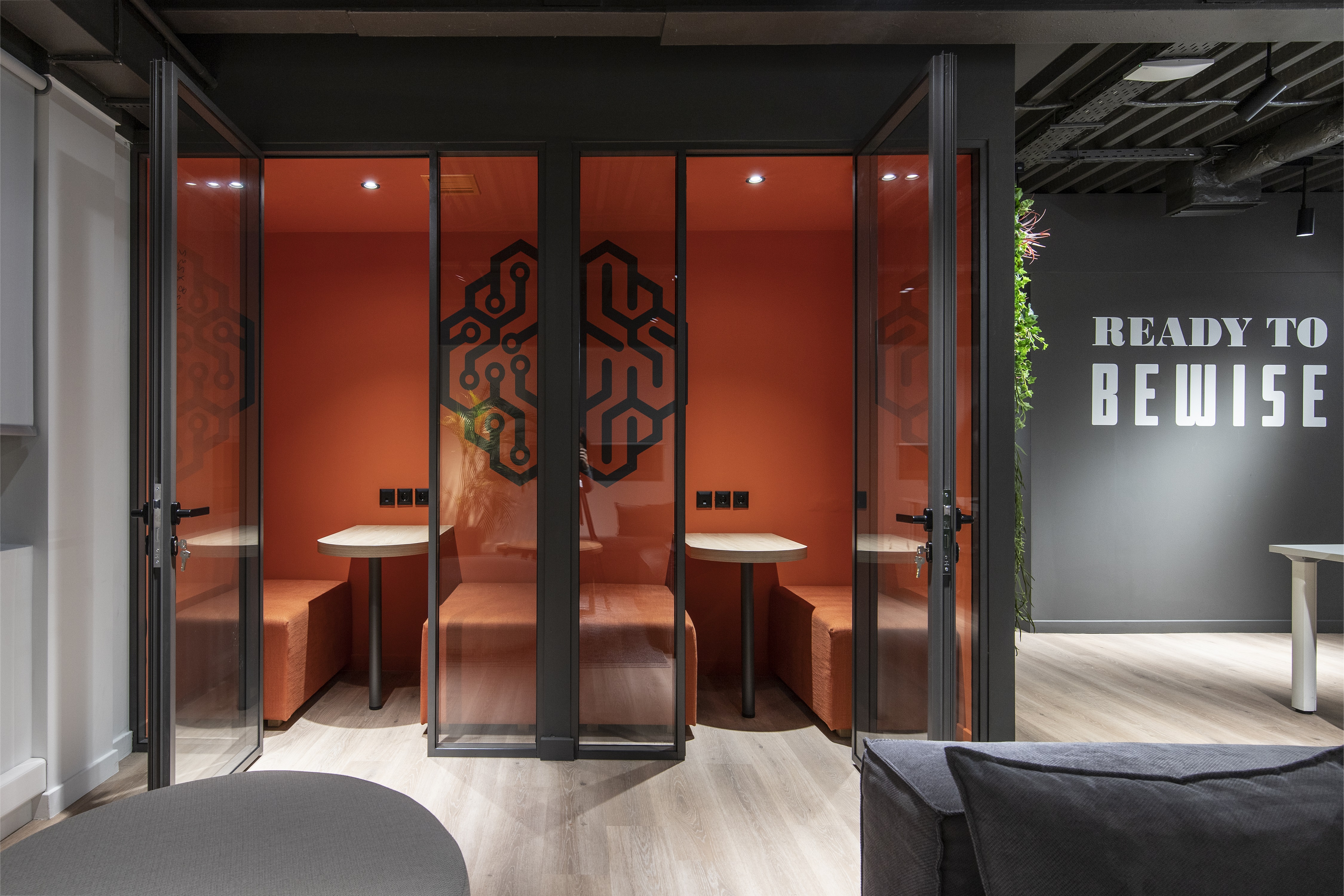 BEWISE OFFICES by AMK ARCHITECTURE AND DESIGN - Architizer
