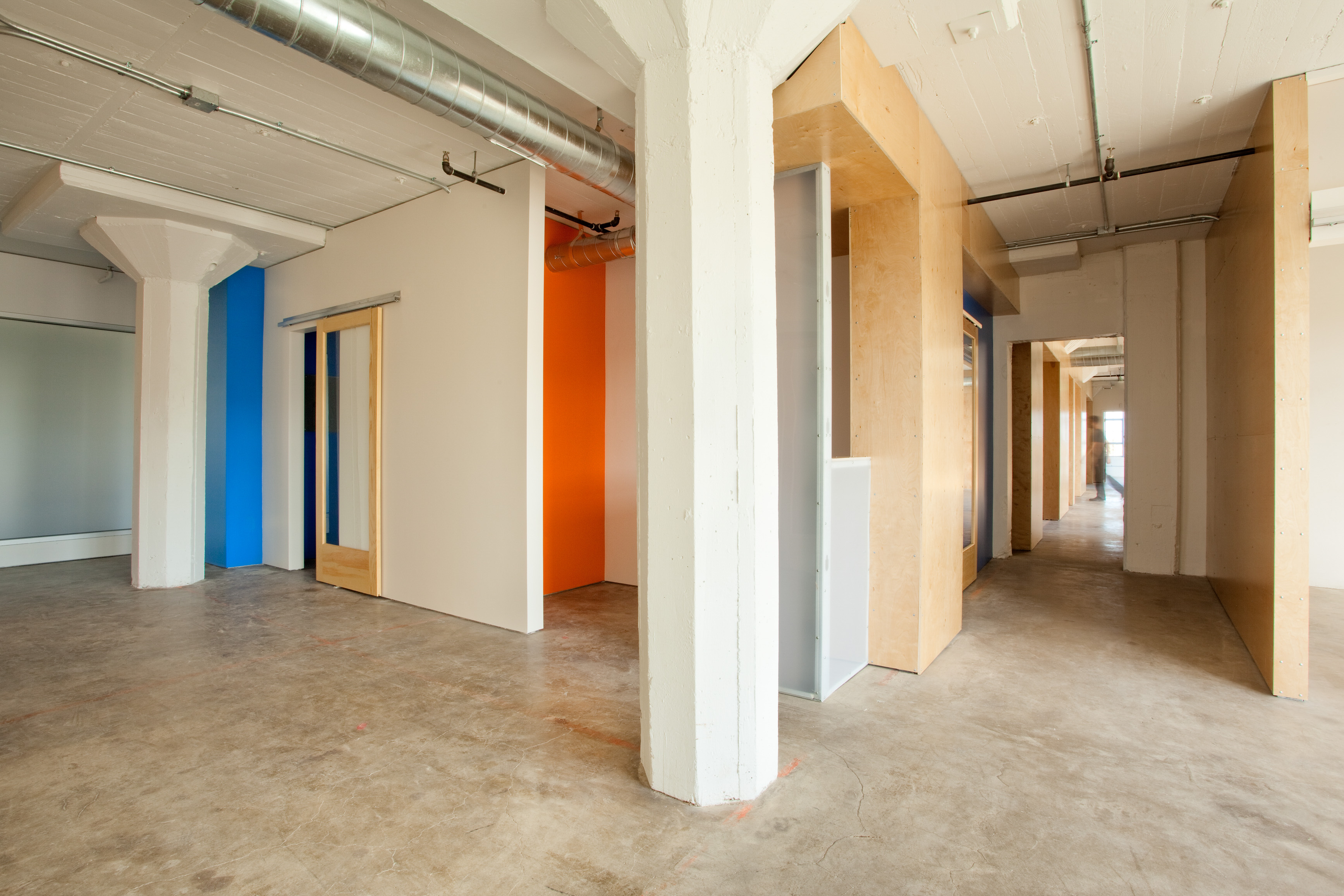 Service Objects Corporate Office Interior by AB design studio, inc ...