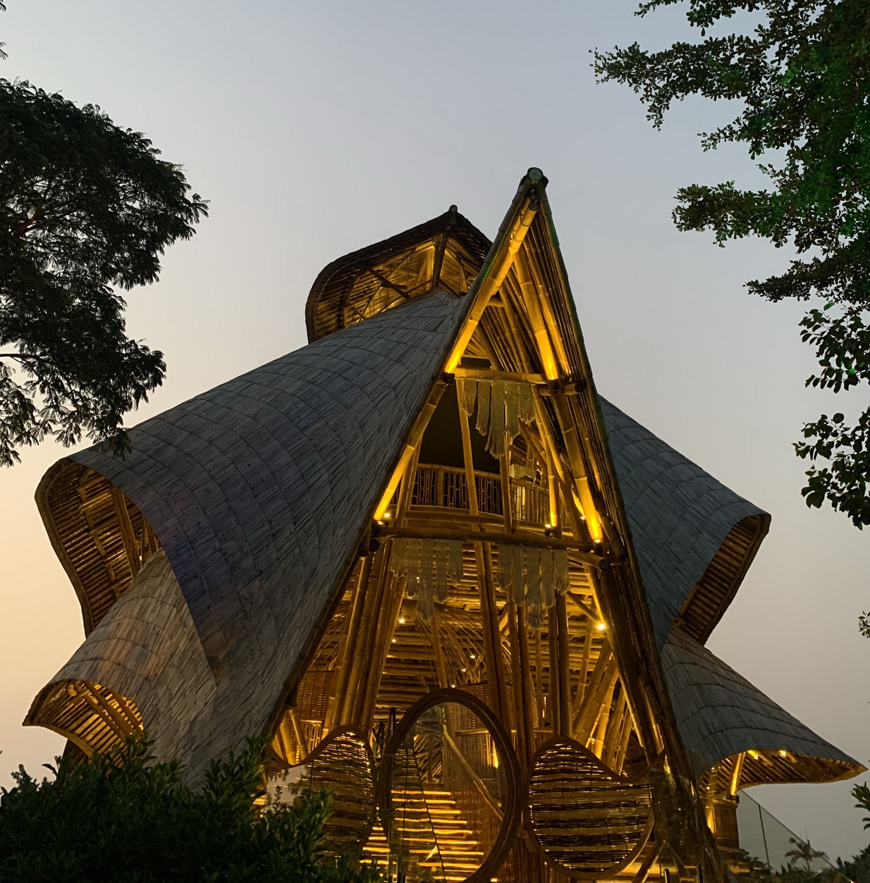 The Indonesian Culture, Tourism, Commerce Exhibition Center of National ...