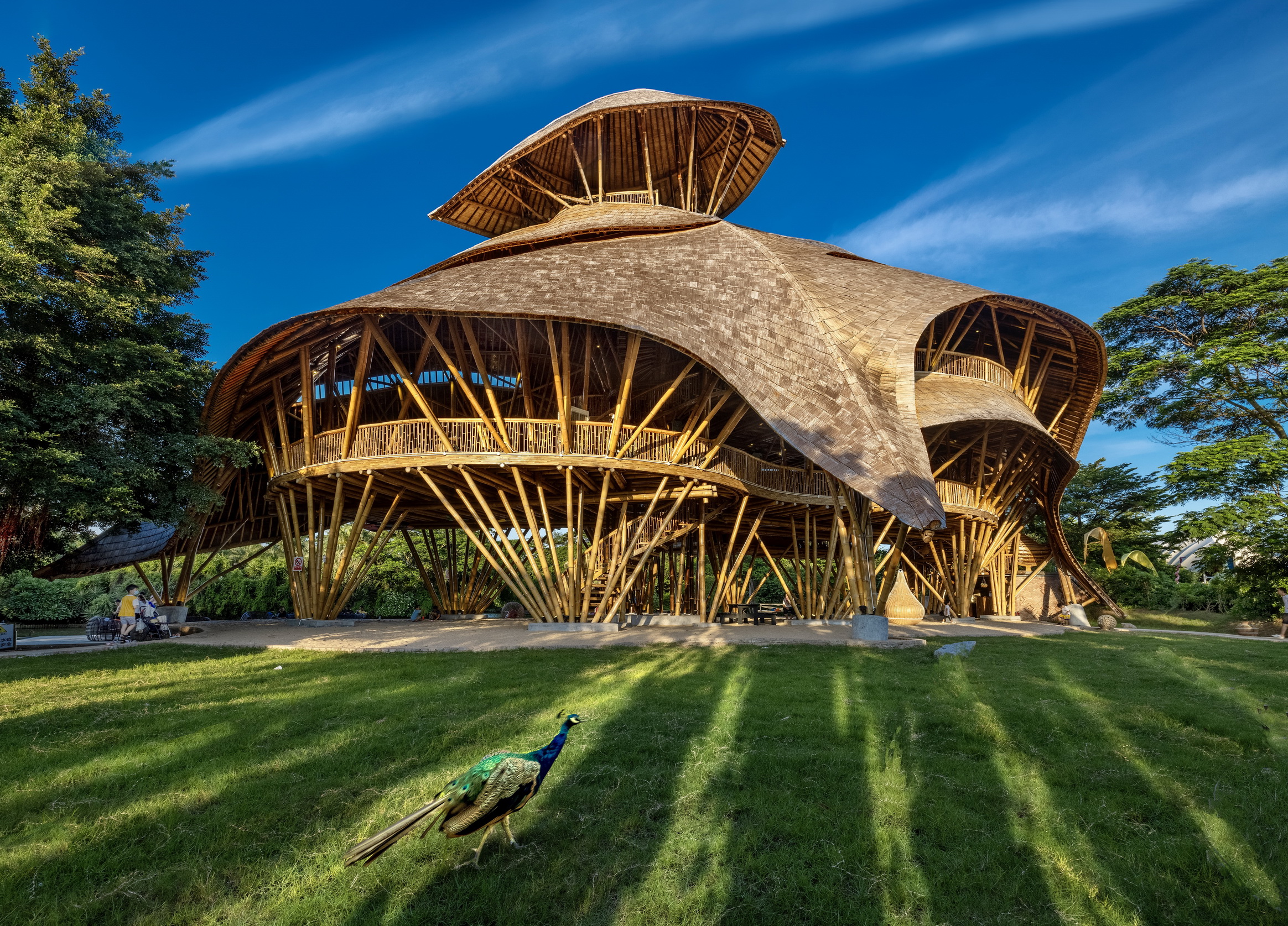 The Indonesian Culture, Tourism, Commerce Exhibition Center of National ...