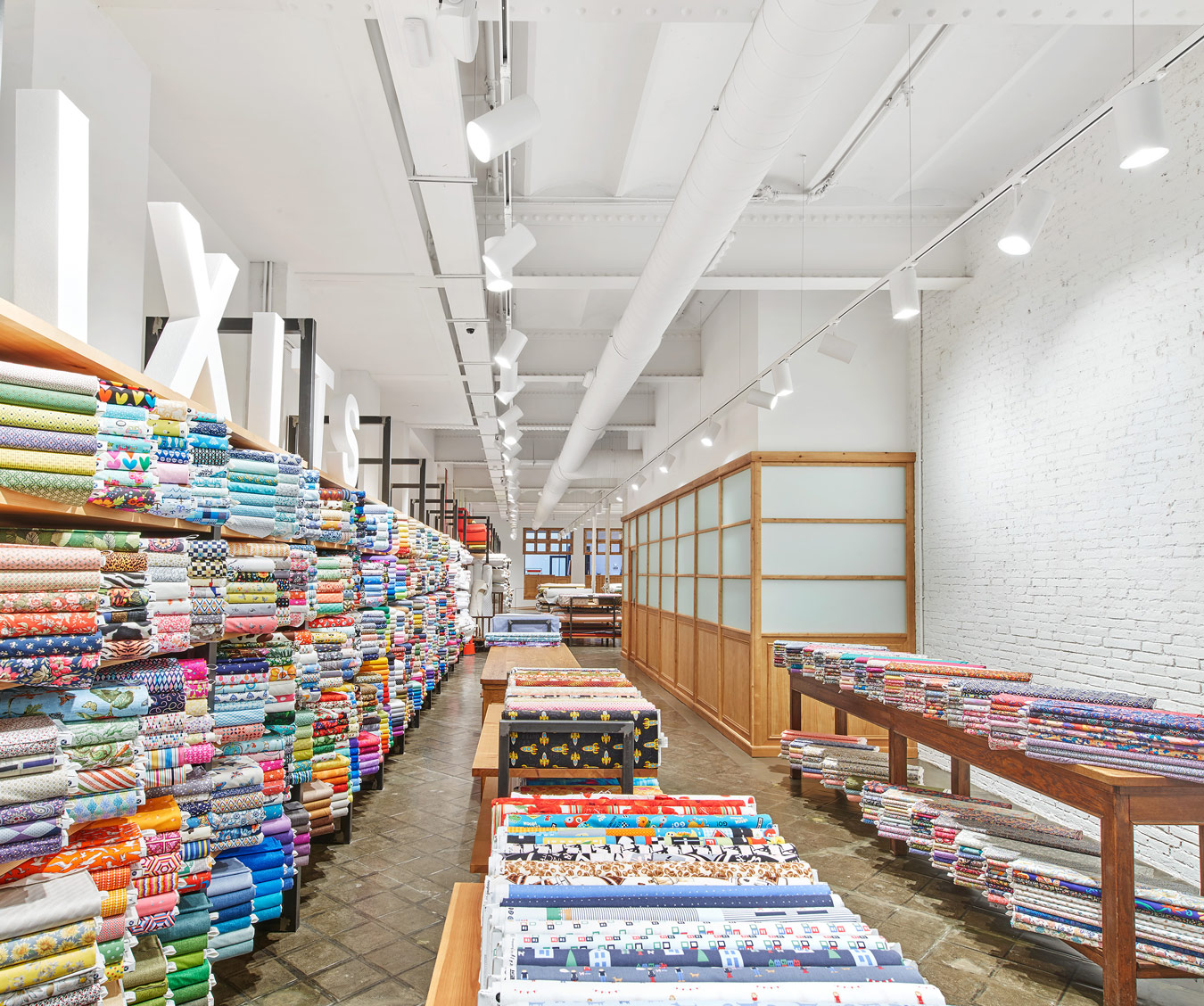 JL Store Barcelona by COMA Arquitectura - Architizer