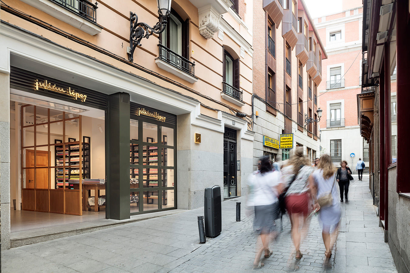 JL Store Madrid by COMA Arquitectura - Architizer