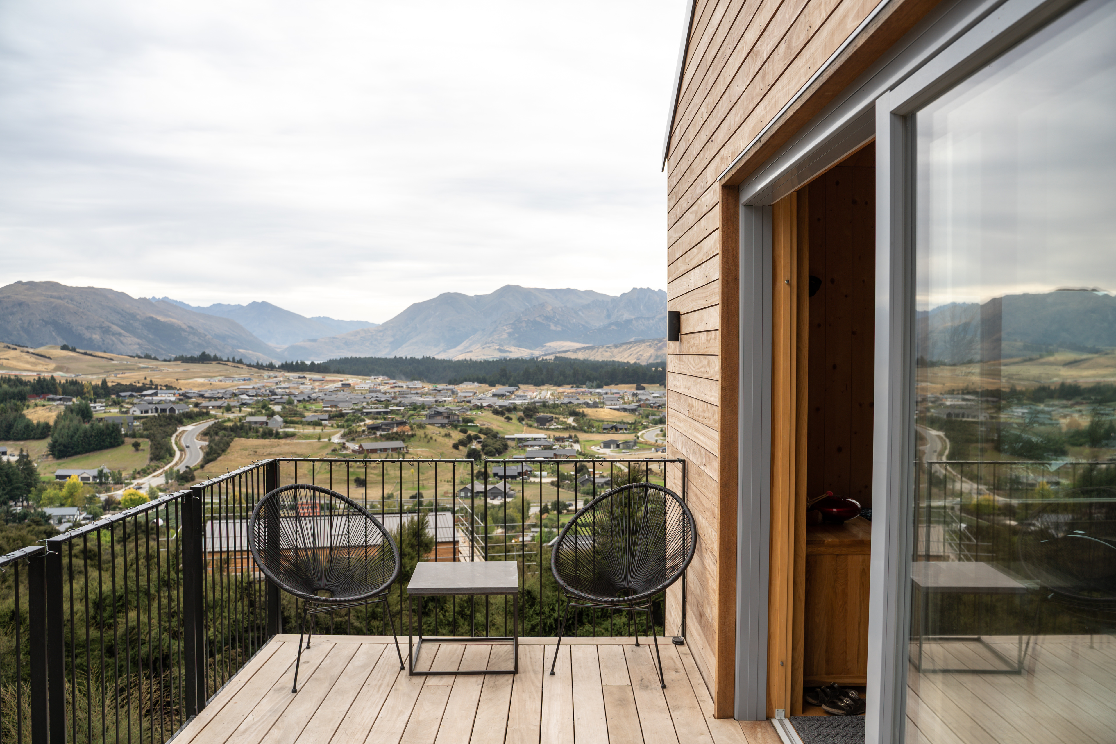 House in Hidden Hills by Minimal Design - Architizer