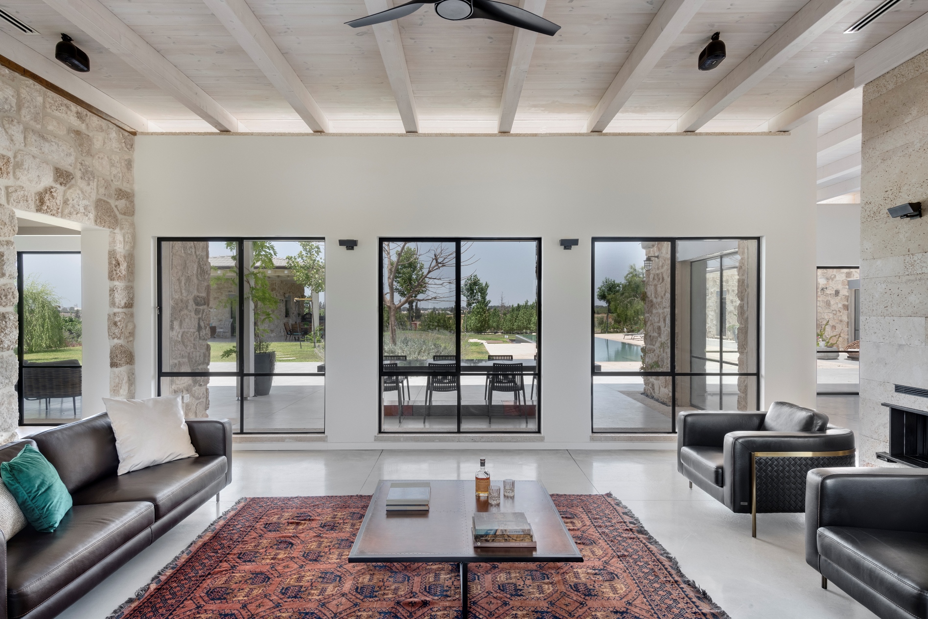 Fuller House by Ron Rozen of “Rozen-Linenberg Architects” - Architizer