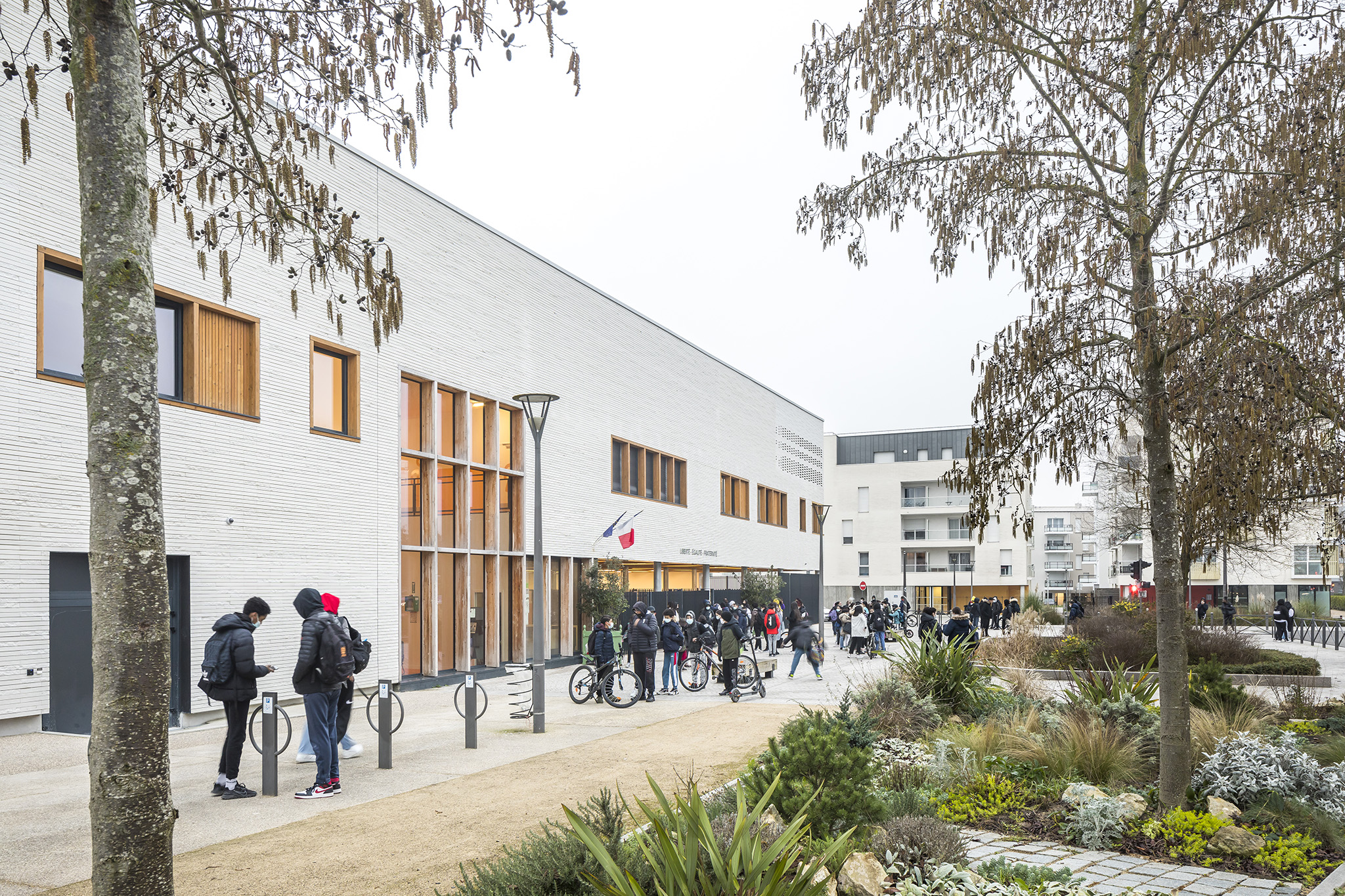 The Marcel Sembat High School by archi5 - Architizer