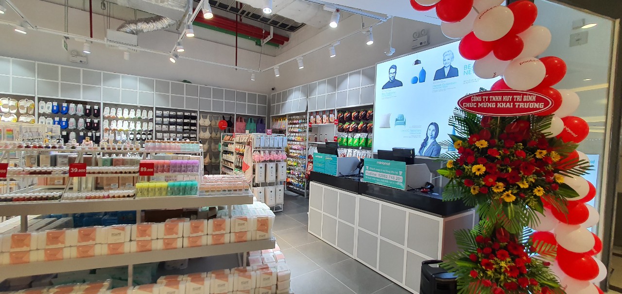 minigood store by DDCICVN D&B - Architizer