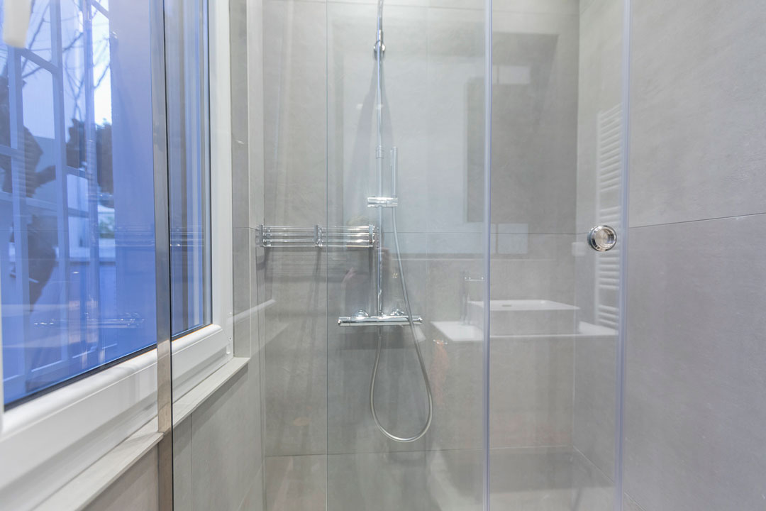 renovation of an Athenian residence in Chalandri by Golden Ratio ...