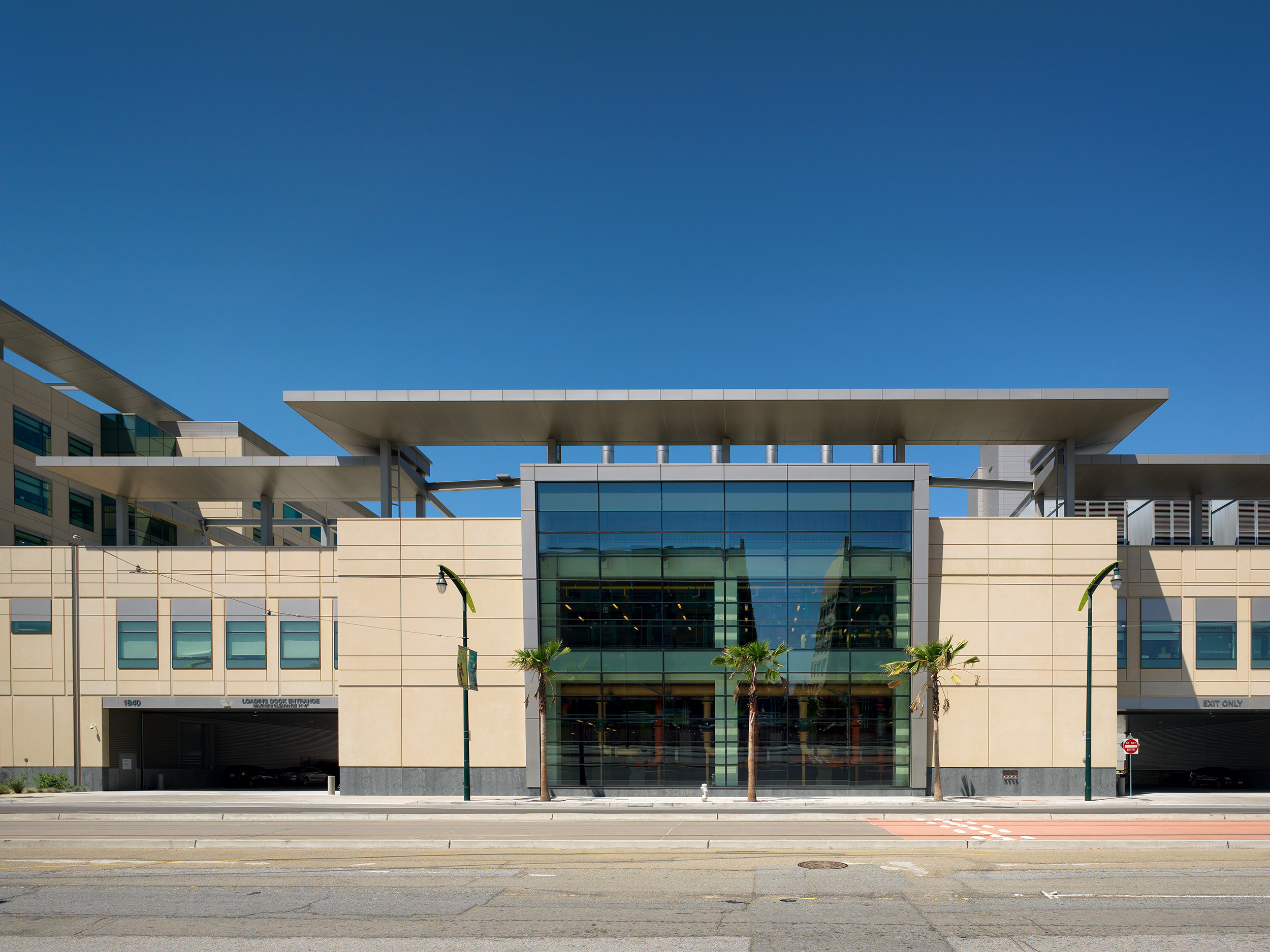 UCSF Mission Bay San Francisco by Rien van Rijthoven - Architizer