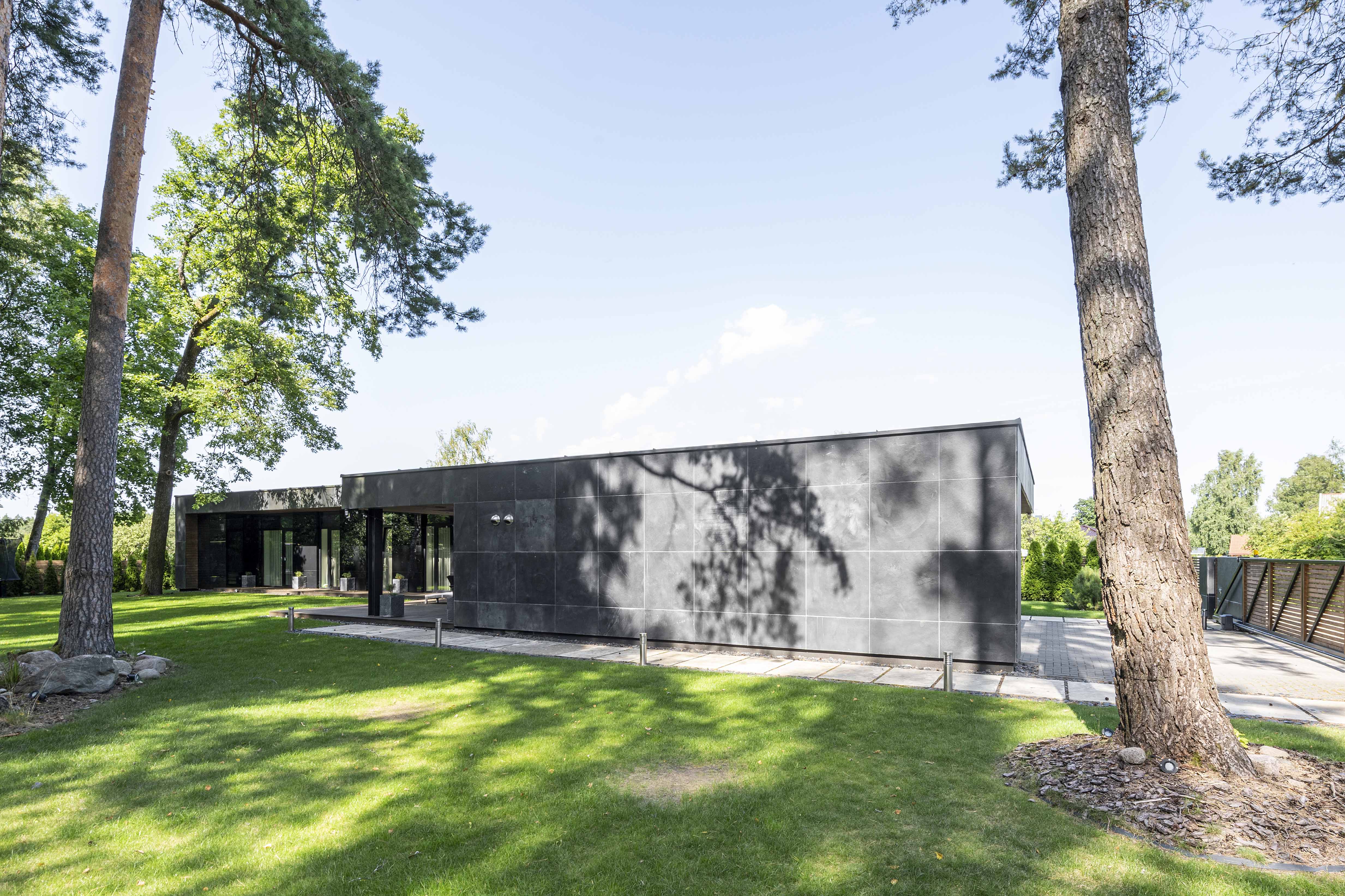 Dark House by Architecture laboratory ArchLAB - Architizer
