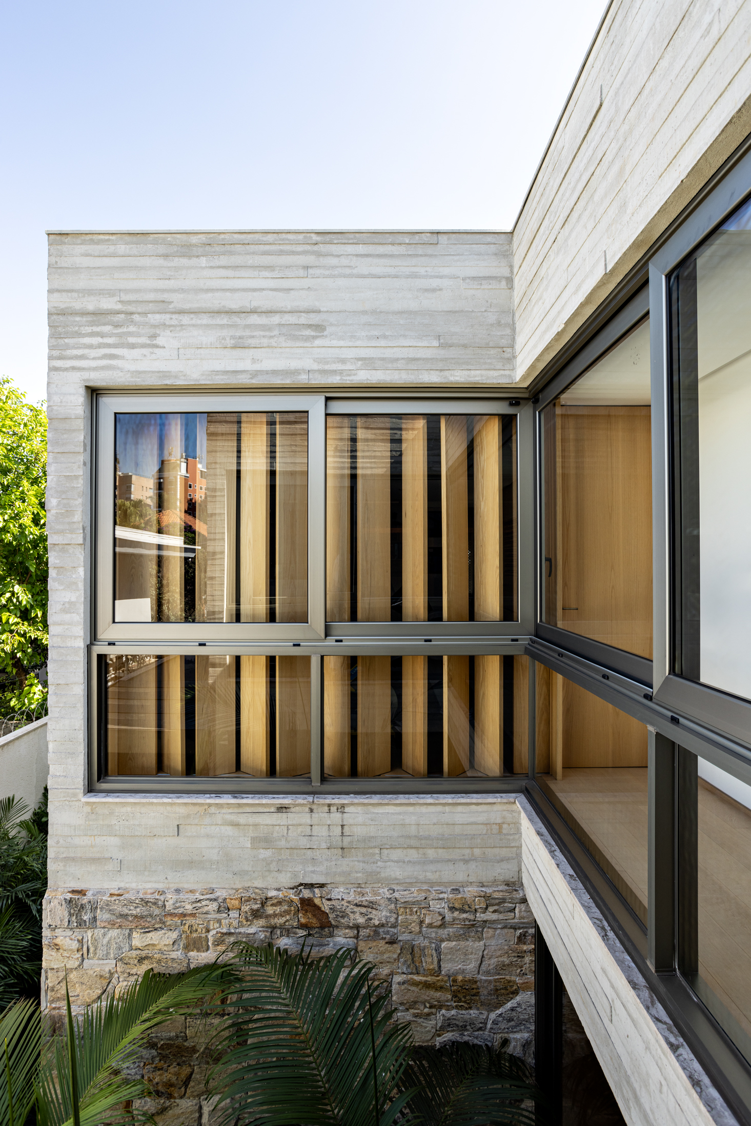 ZAPARA HOUSE by CAROLINA ROCCO | arquitetura - Architizer
