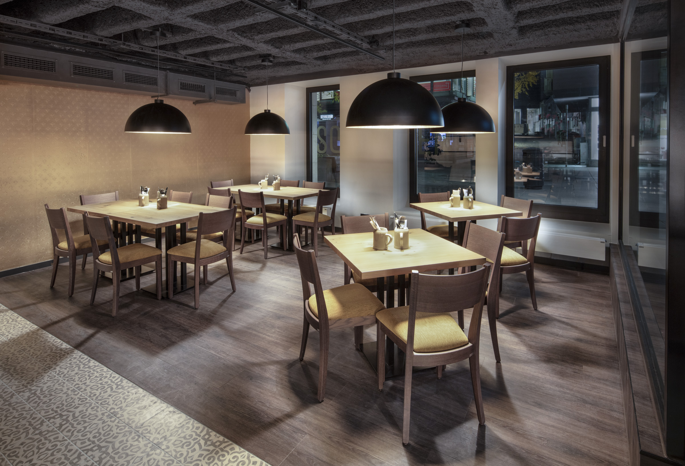 The Ratskeller - Traditional gastronomy in a modern interpretation by ...