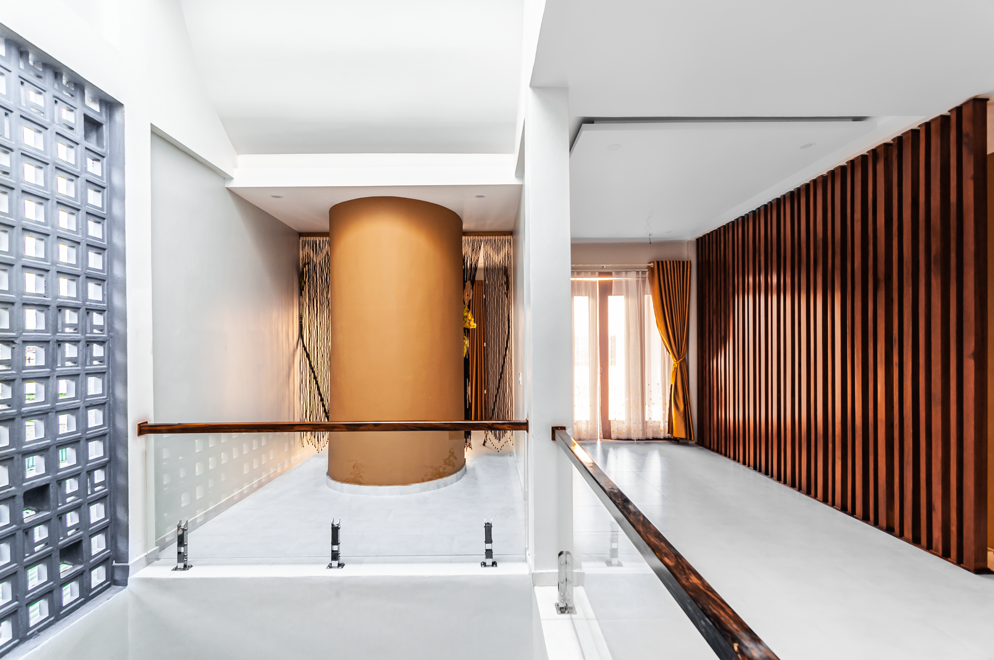Nunu house | The tropical space inside the townhouse by CEEB Vietnam ...