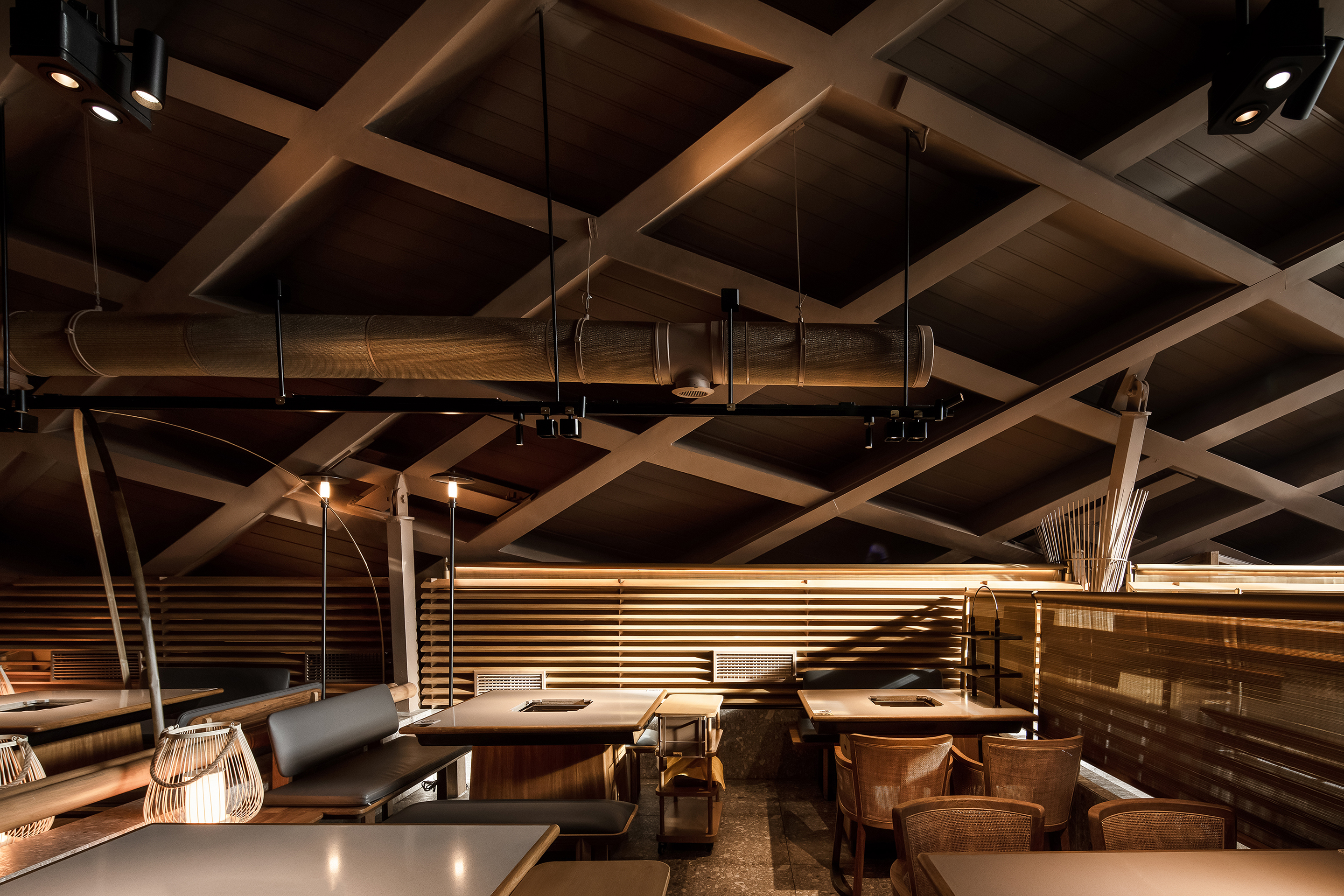 A Breath of Nature in City- Timber-Roofed Restaurant on Jiaozi Avenue ...
