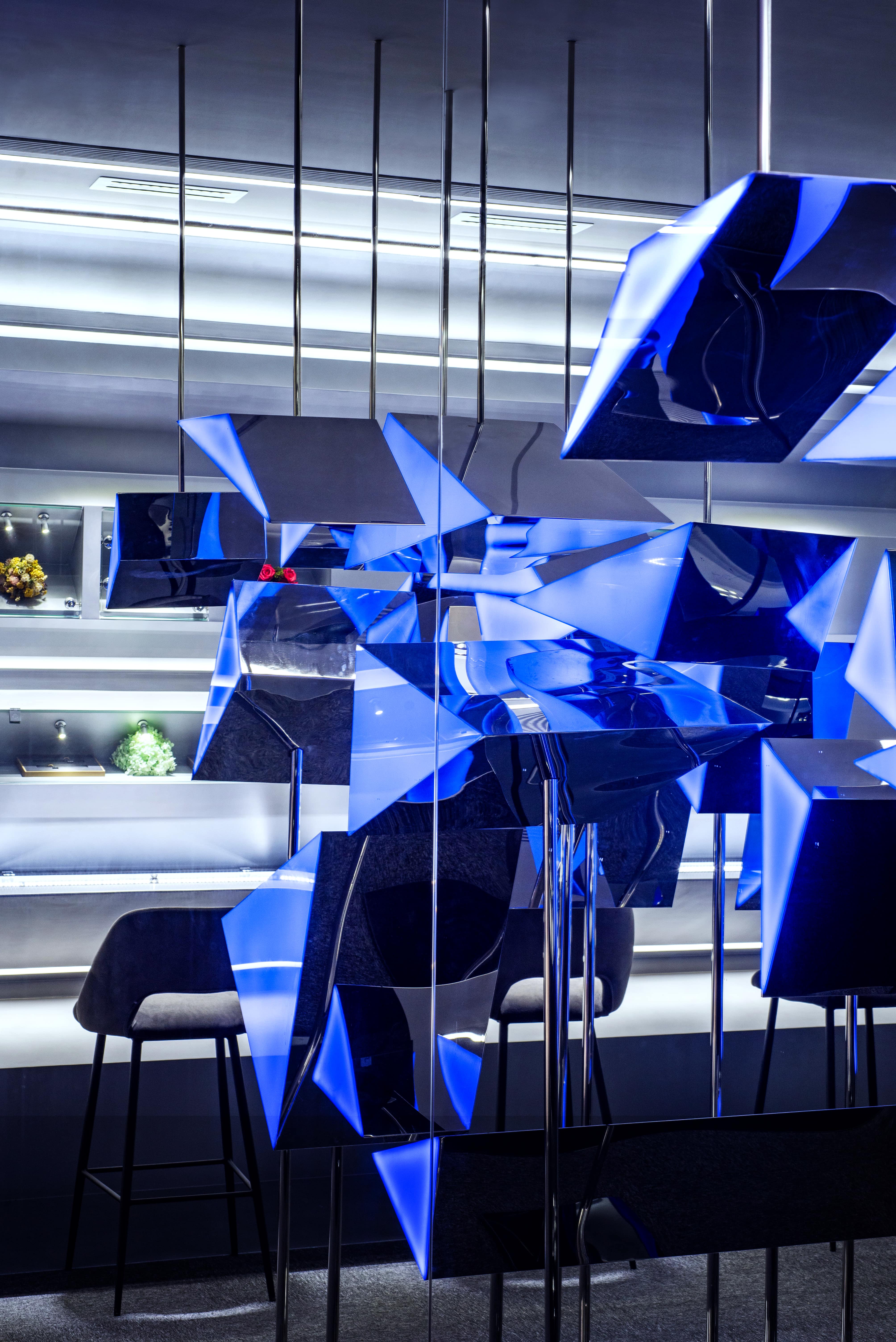 Golden Tree Diamond Taipei Store by Parallect Design - Architizer