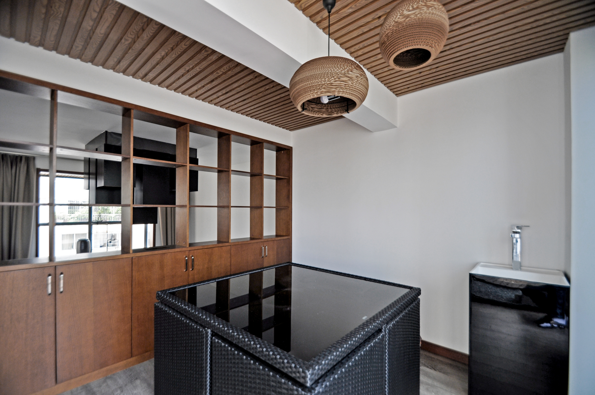 Combined two-unit Apartment in an old neighborhood by Parallect Design ...