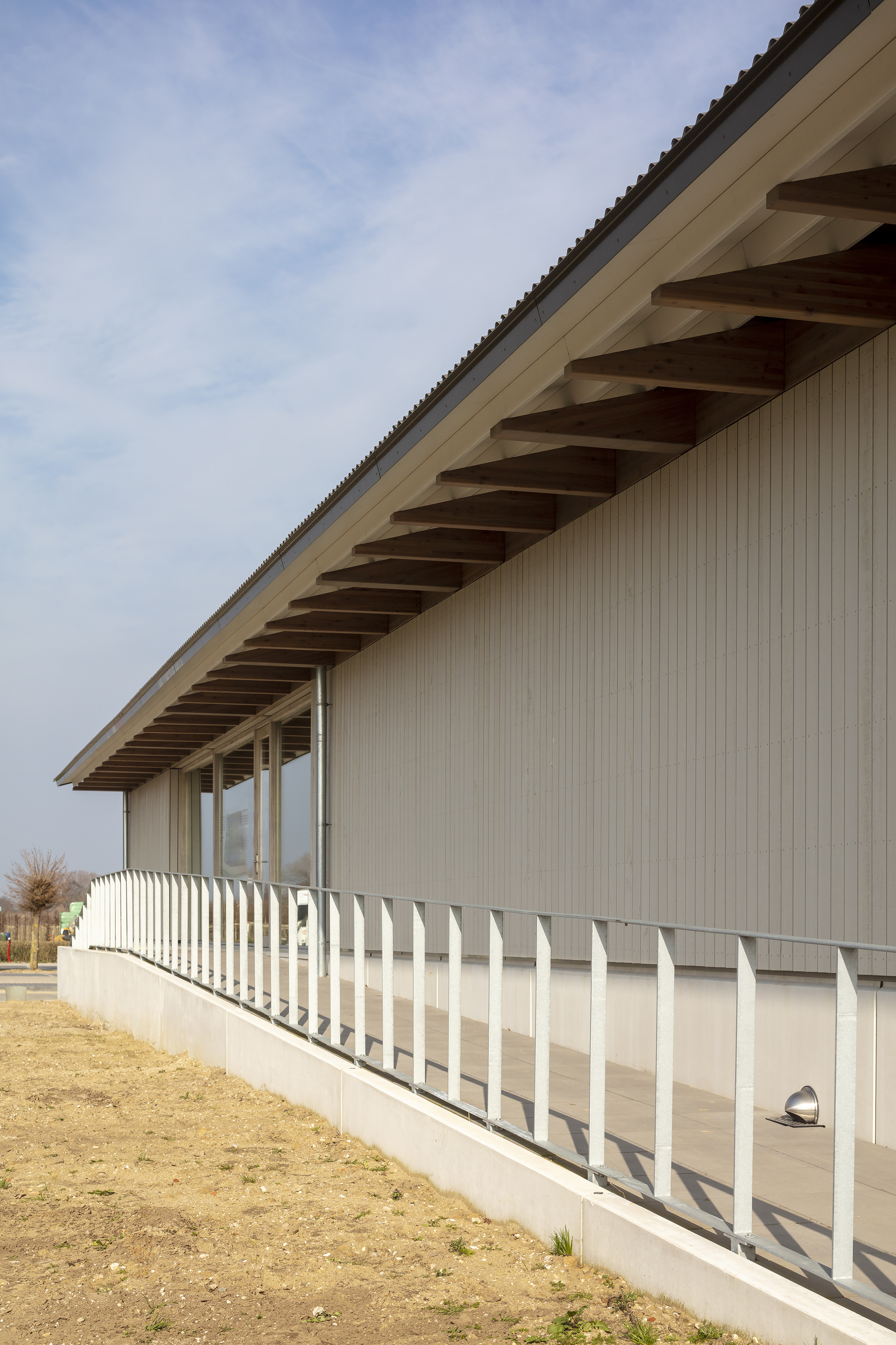 Multifunctional accomondation Randwijk by EVA - Architizer