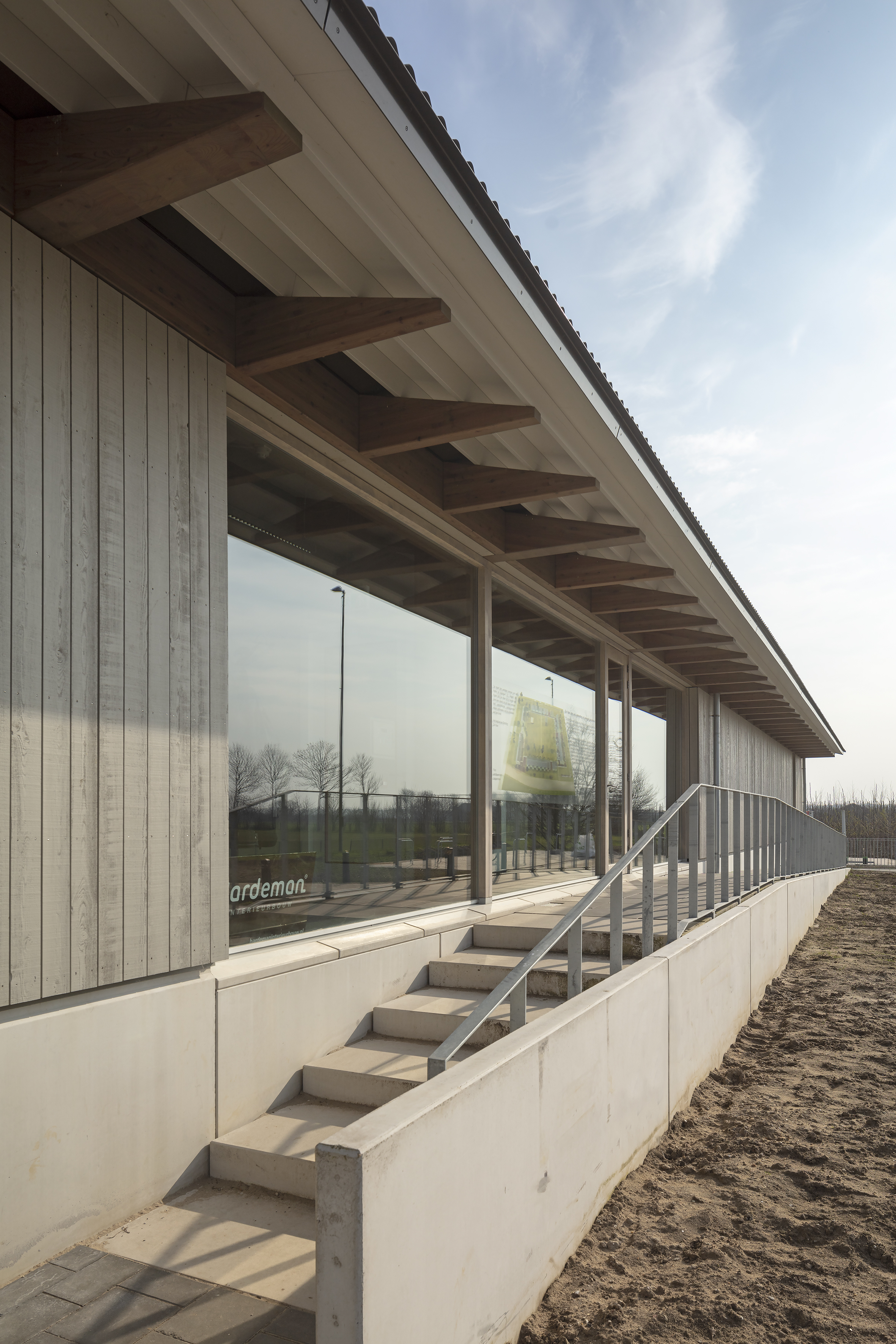 Multifunctional accomondation Randwijk by EVA - Architizer