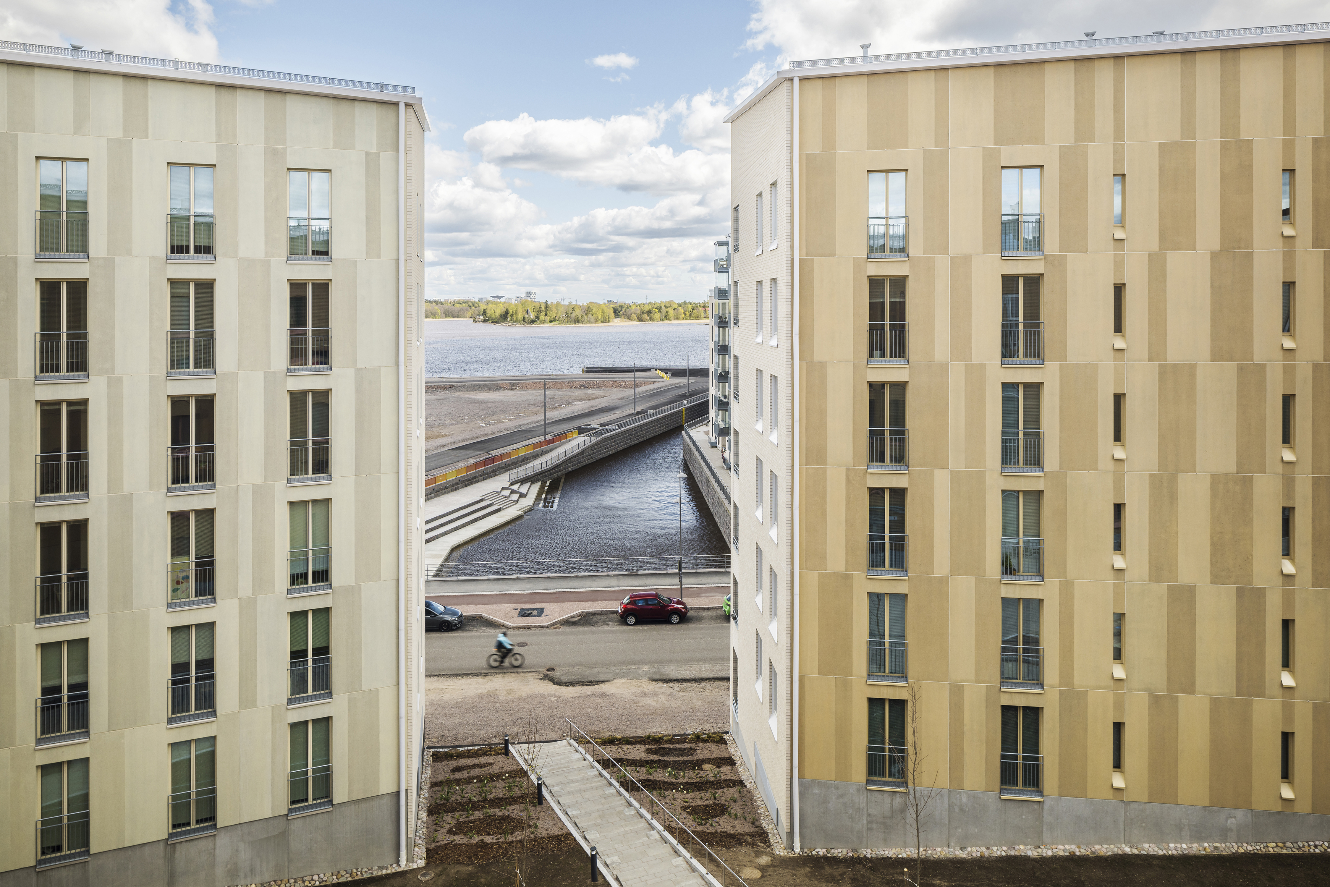 Atrain Housing Block by Kirsti Sivén & Asko Takala Arkkitehdit Oy ...