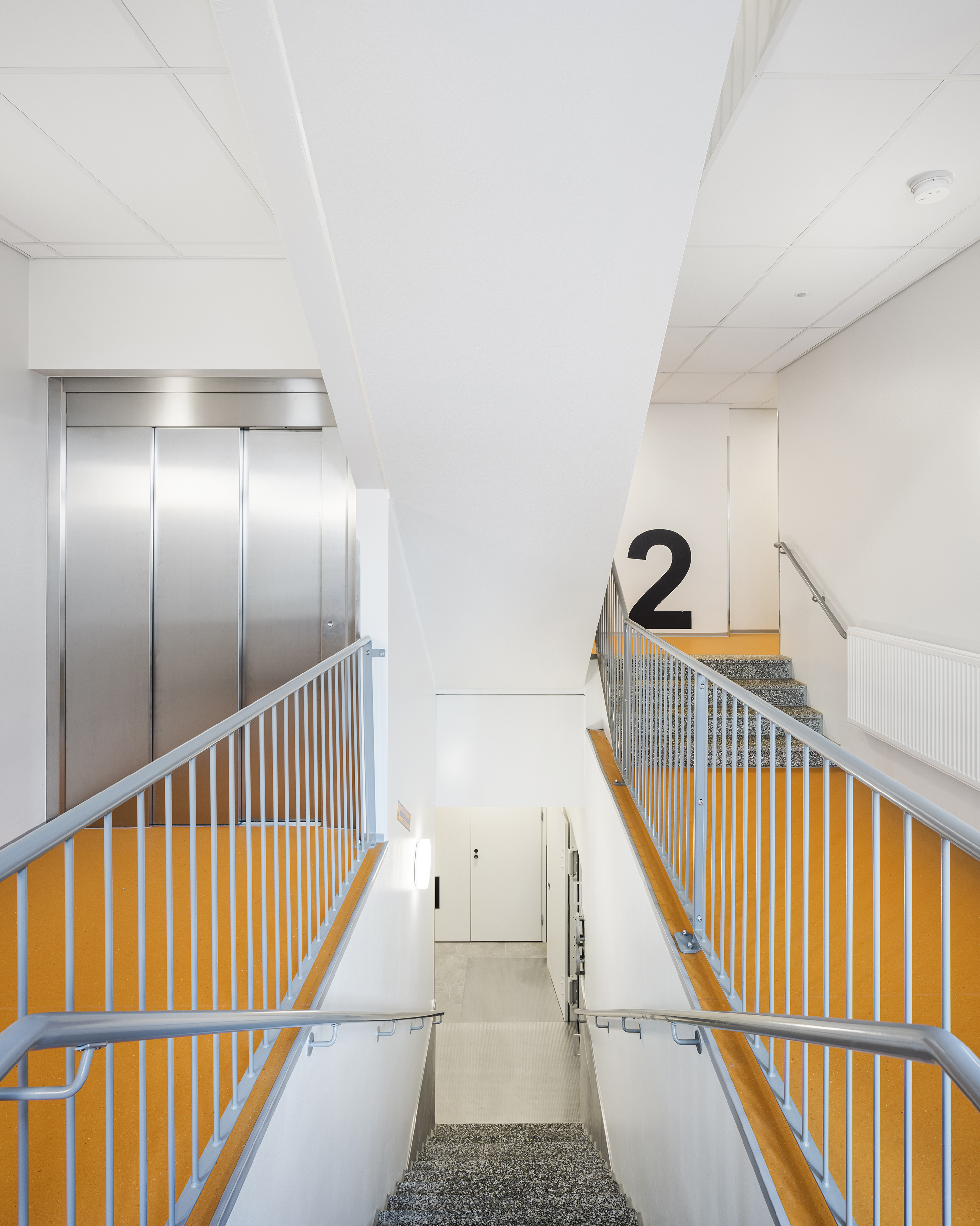 Atrain Housing Block by Kirsti Sivén & Asko Takala Arkkitehdit Oy ...