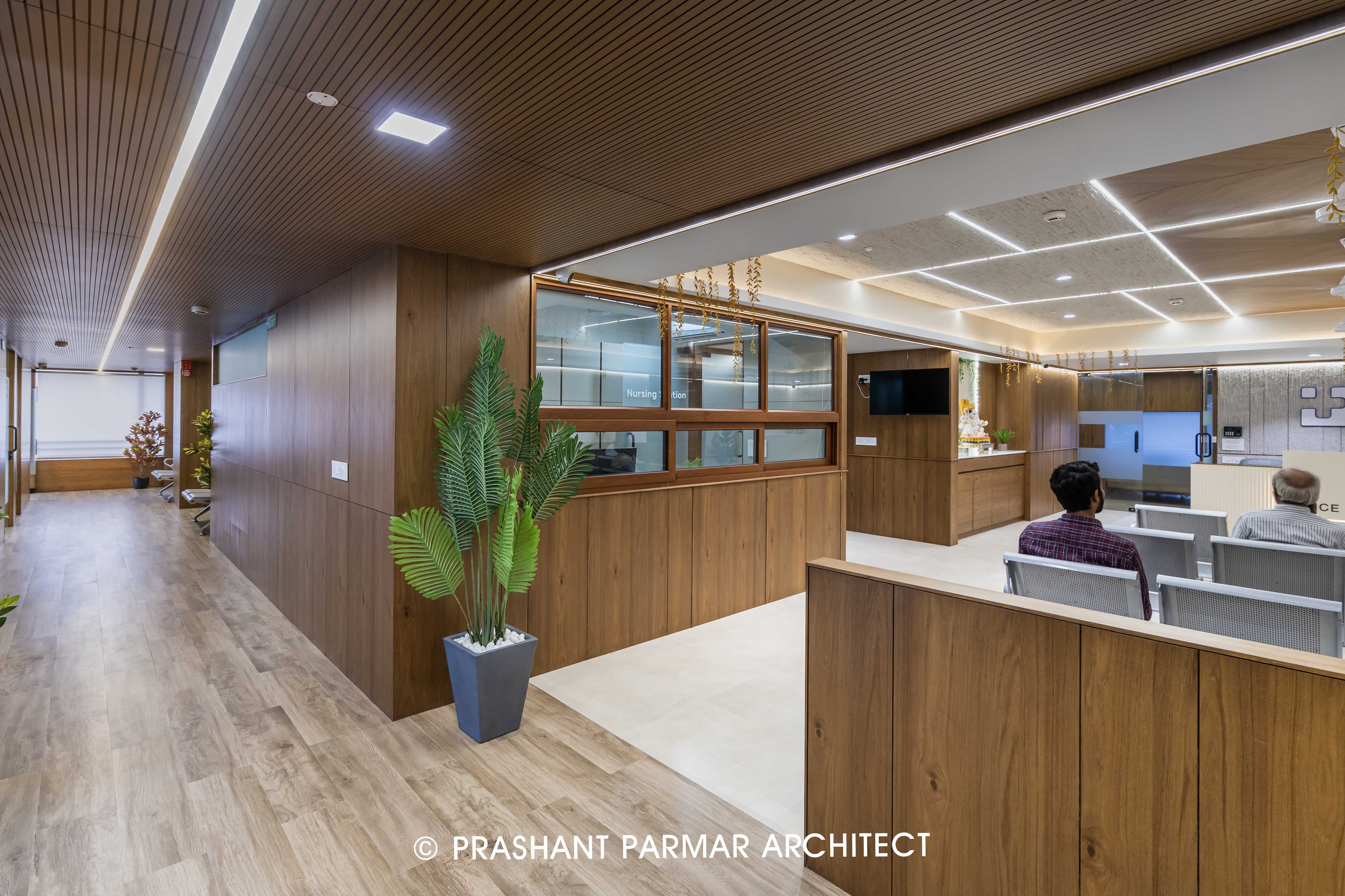 Modern Hospital Interior Design In Ahmedabad by Prashant Parmar ...