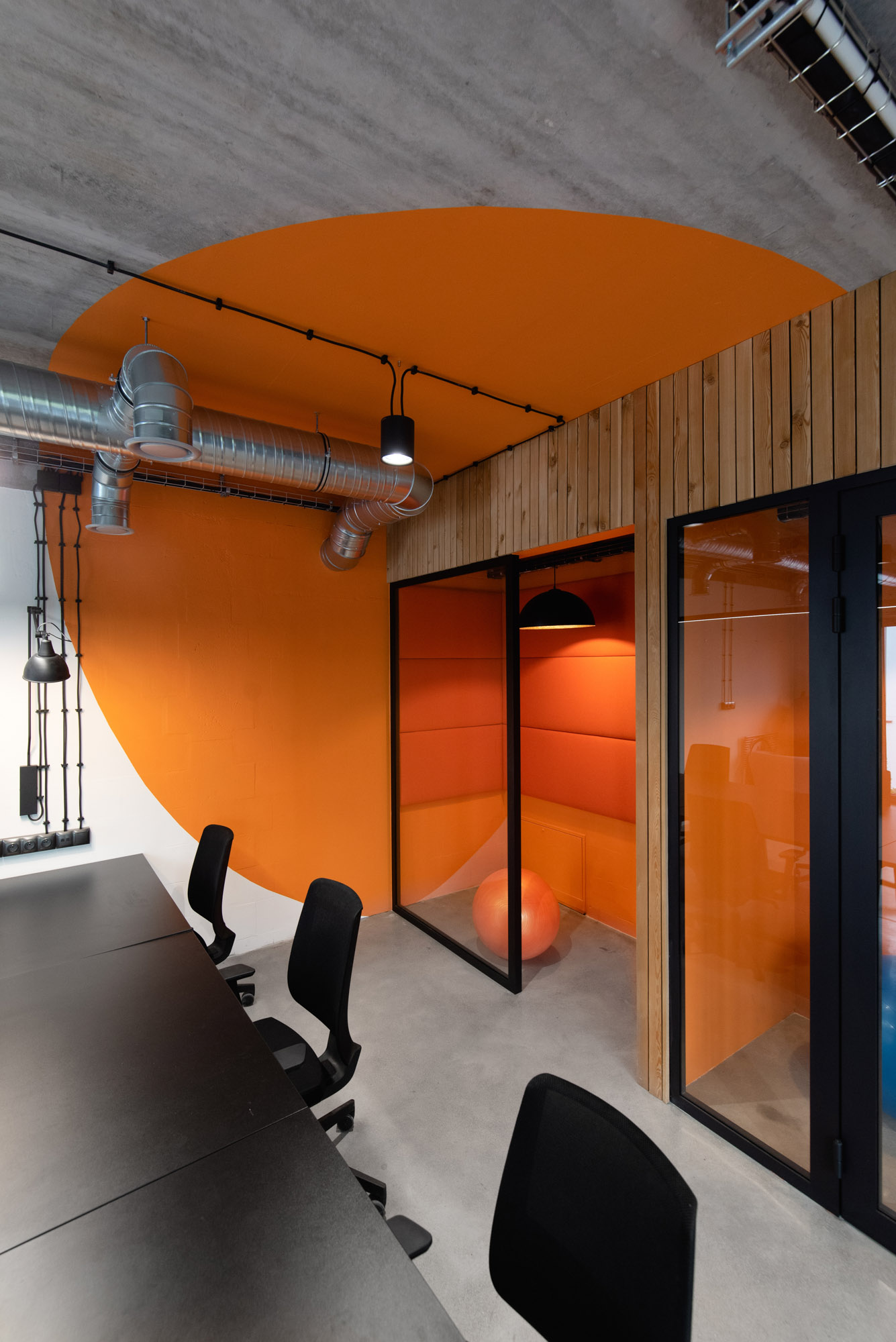 G2 Office by mode:lina™ - Architizer
