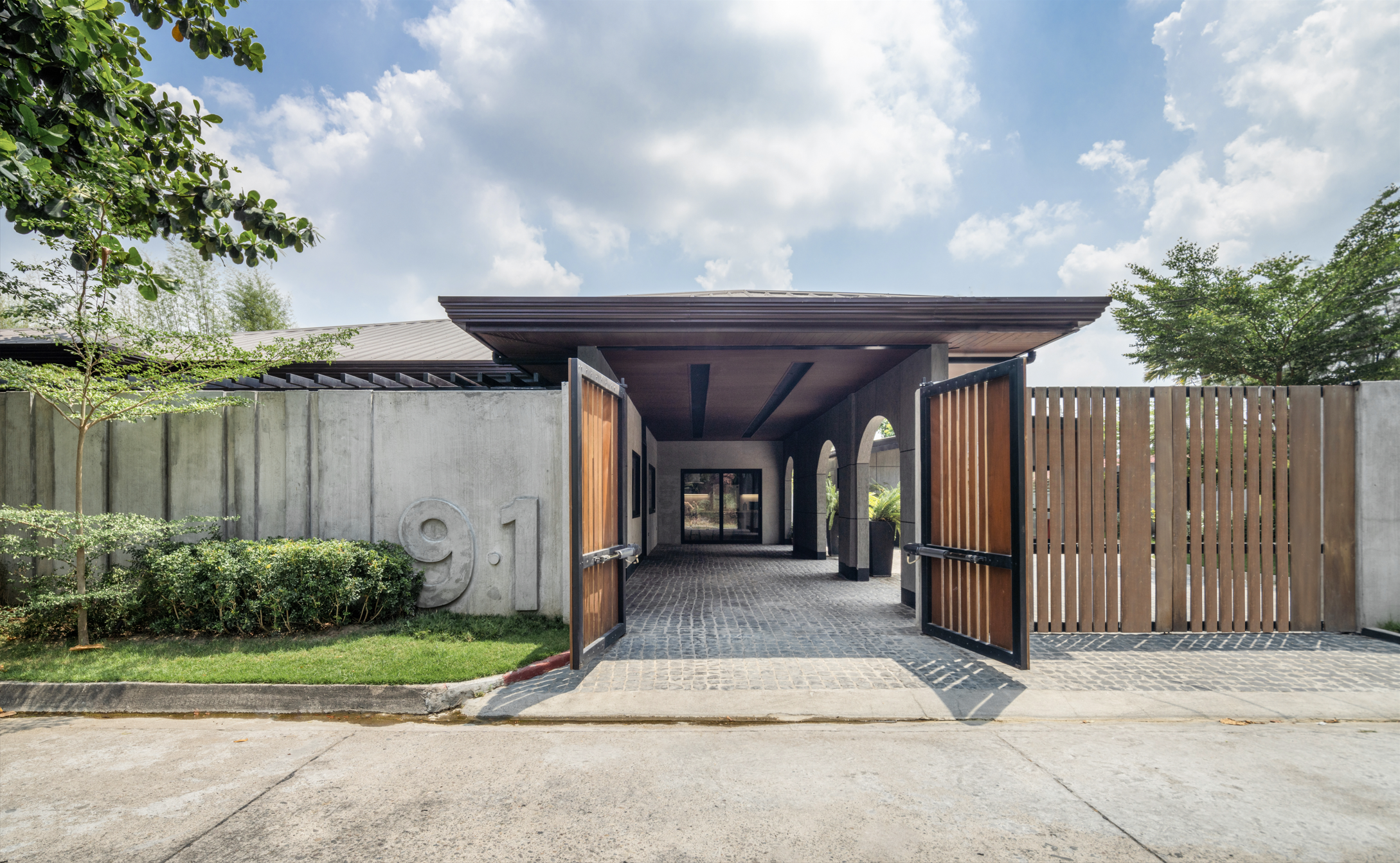 Sy House by Gaga Design House - Architizer