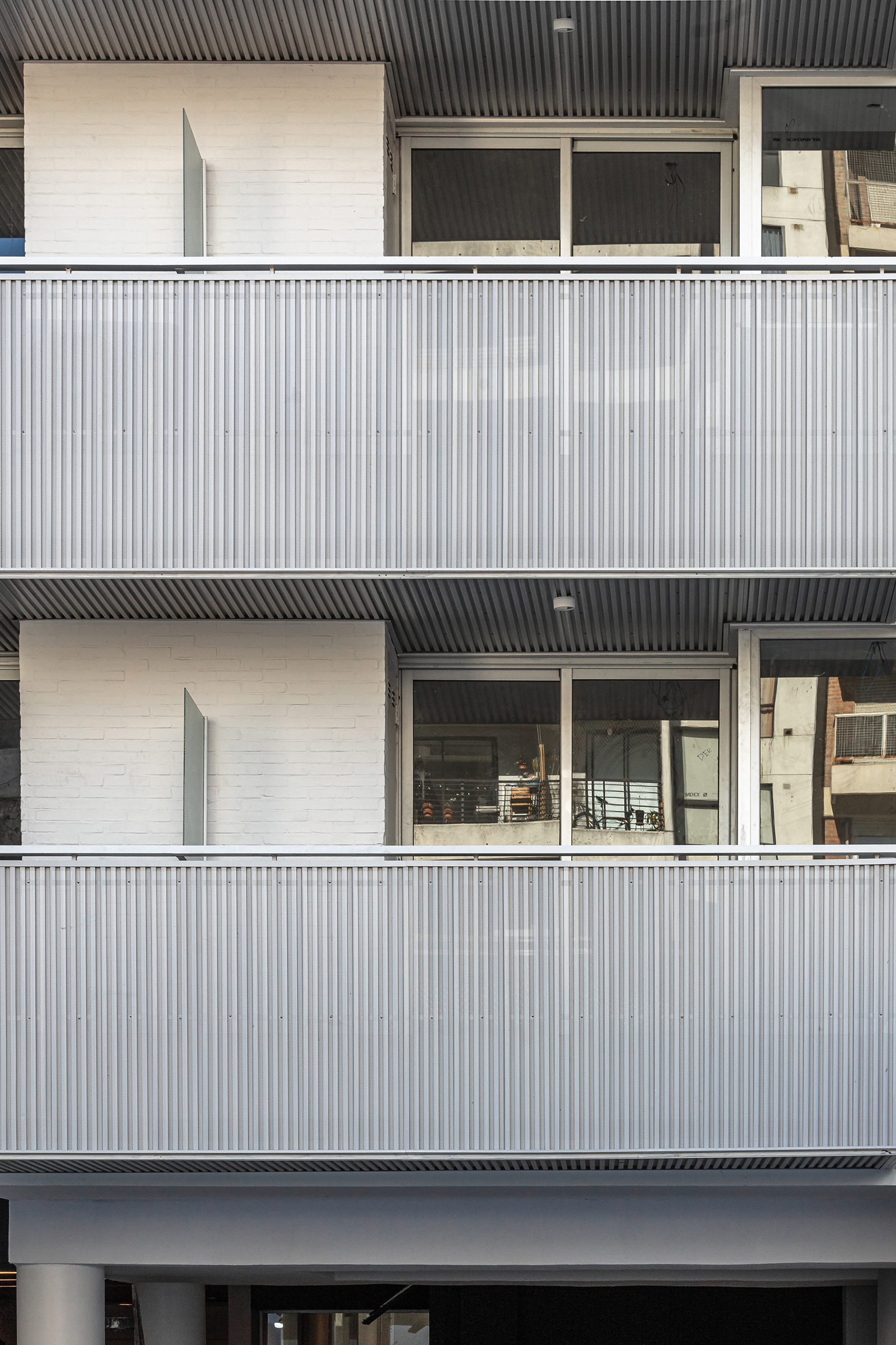 Araoz Building by Hitzig Militello arquitectos - Architizer