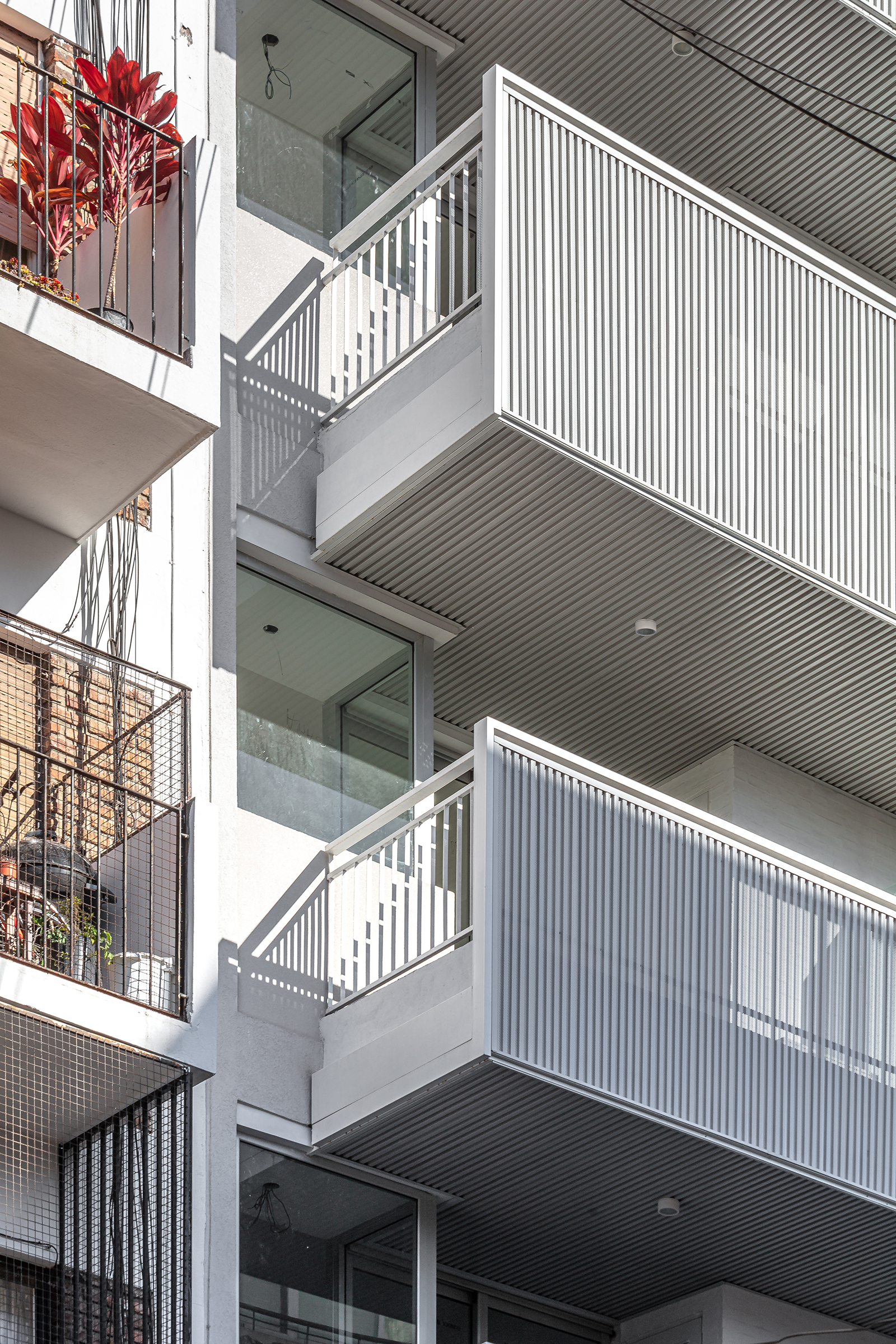 Araoz Building by Hitzig Militello arquitectos - Architizer