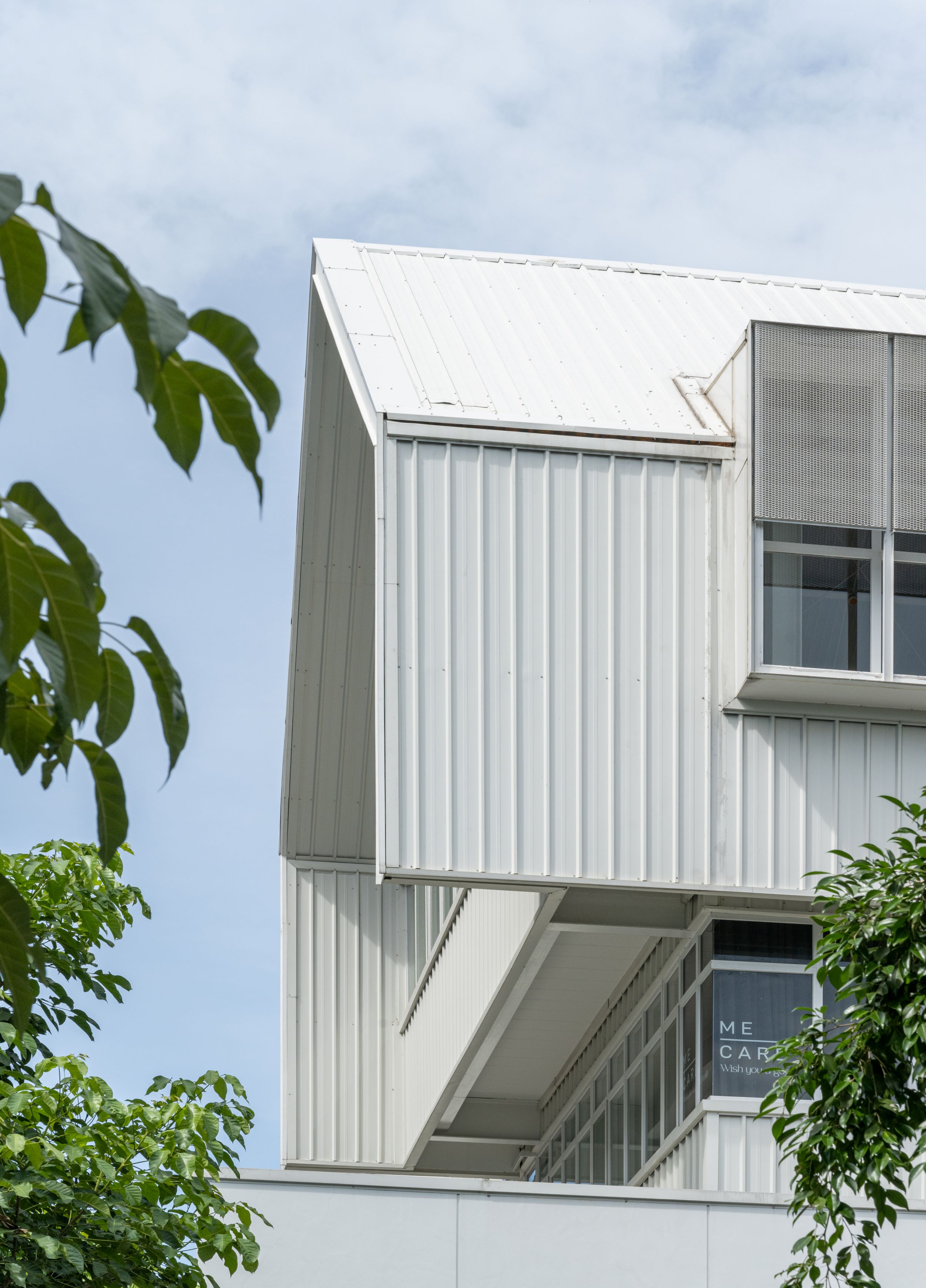 Pu-Hai Properties Building by AOMO(Architecture of My Own) - Architizer
