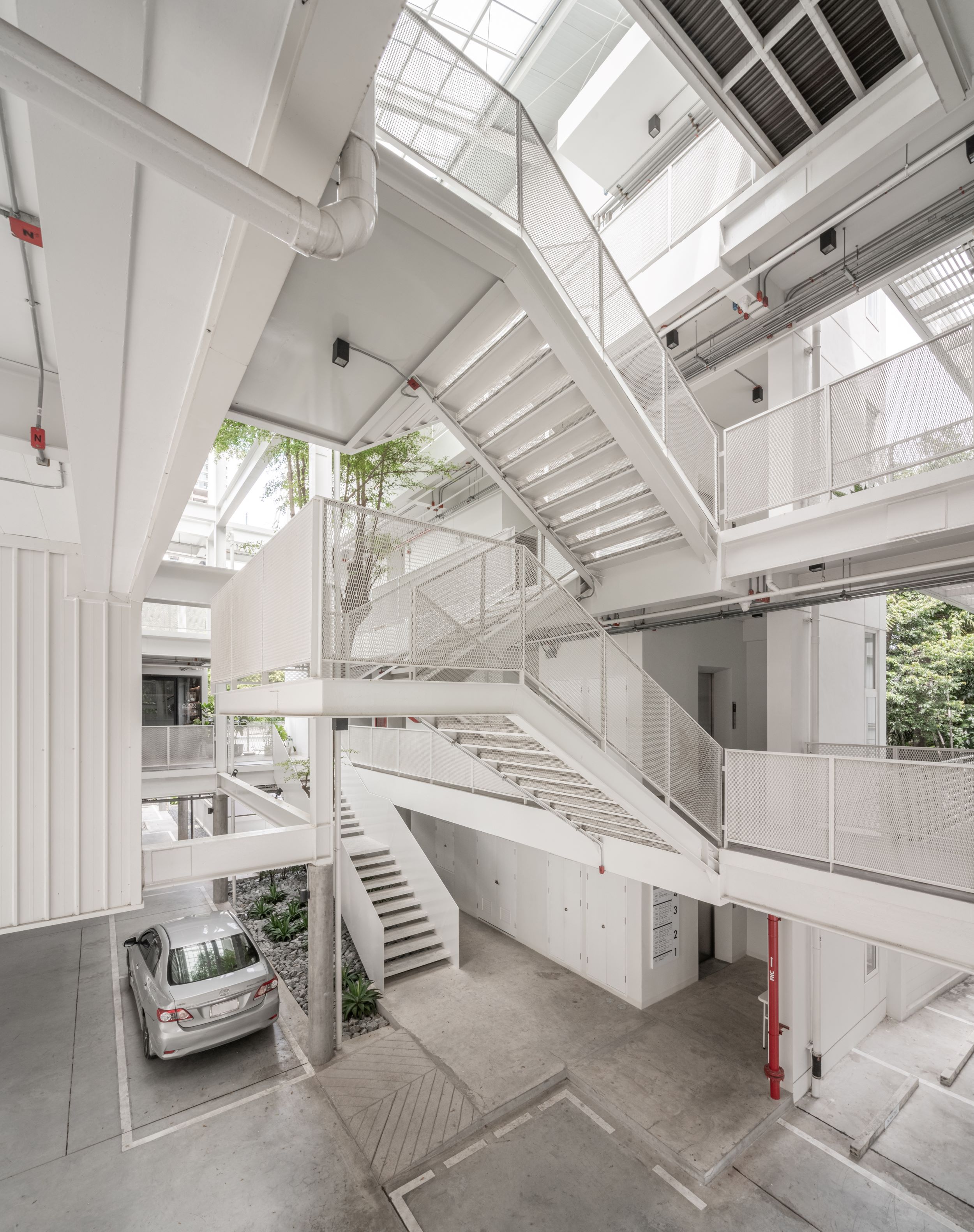 Pu-Hai Properties Building by AOMO(Architecture of My Own) - Architizer