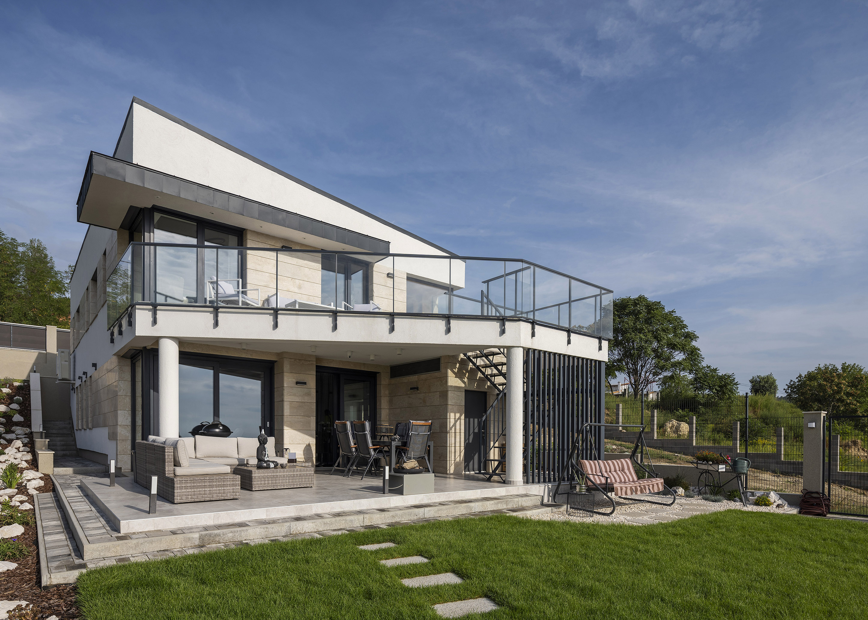 Prism House by Barsony Design Studio - Architizer