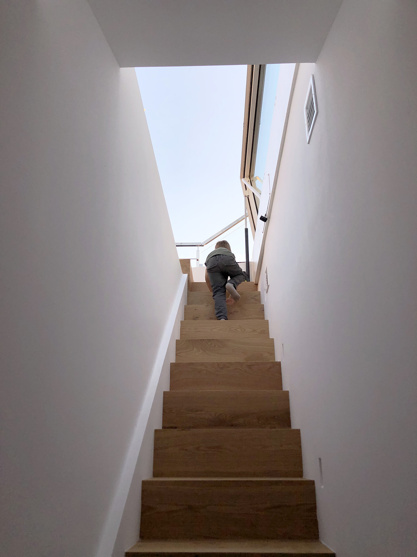 Atick Loft by Barsony Design Studio - Architizer