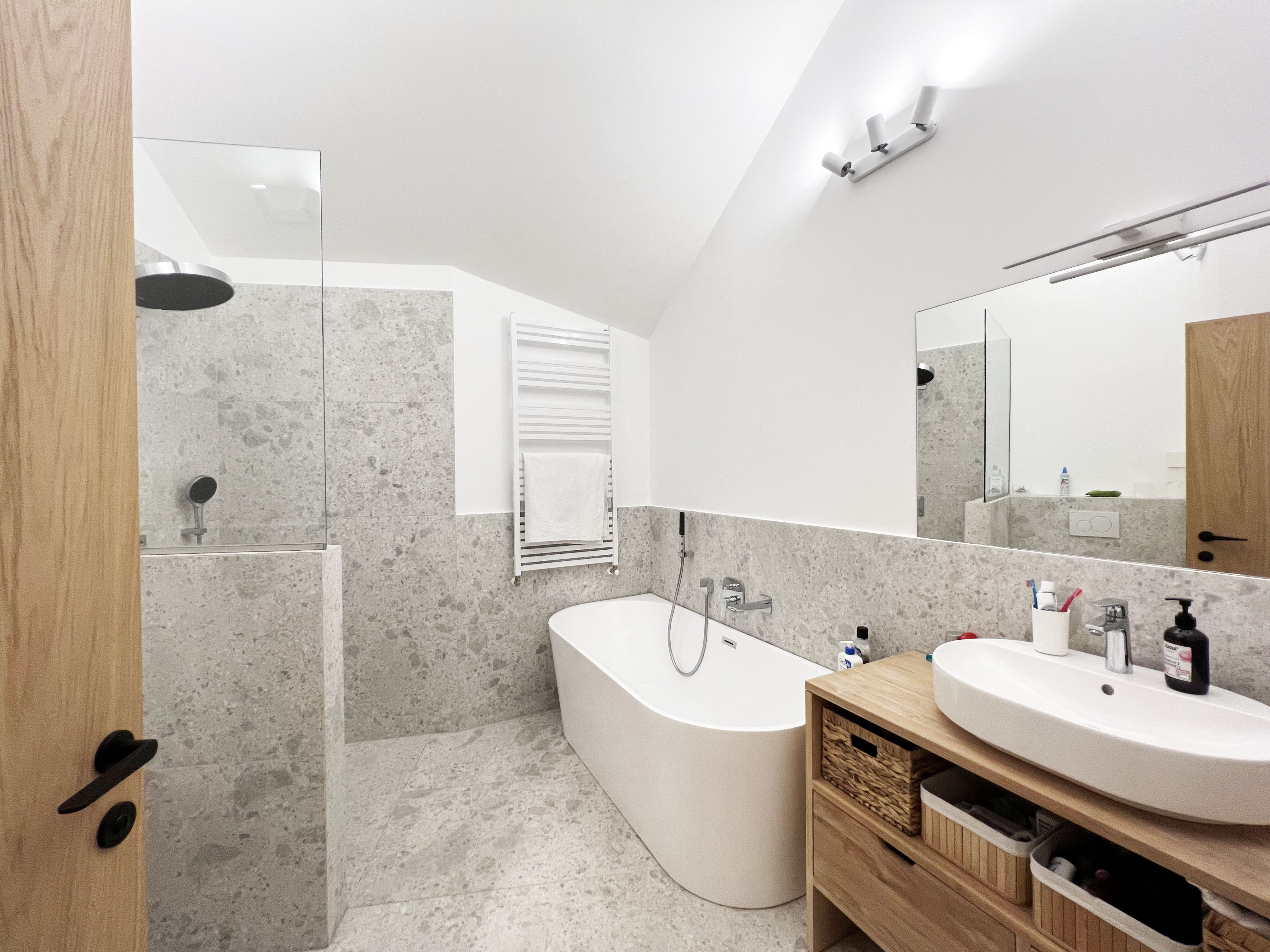 Atick Loft by Barsony Design Studio - Architizer