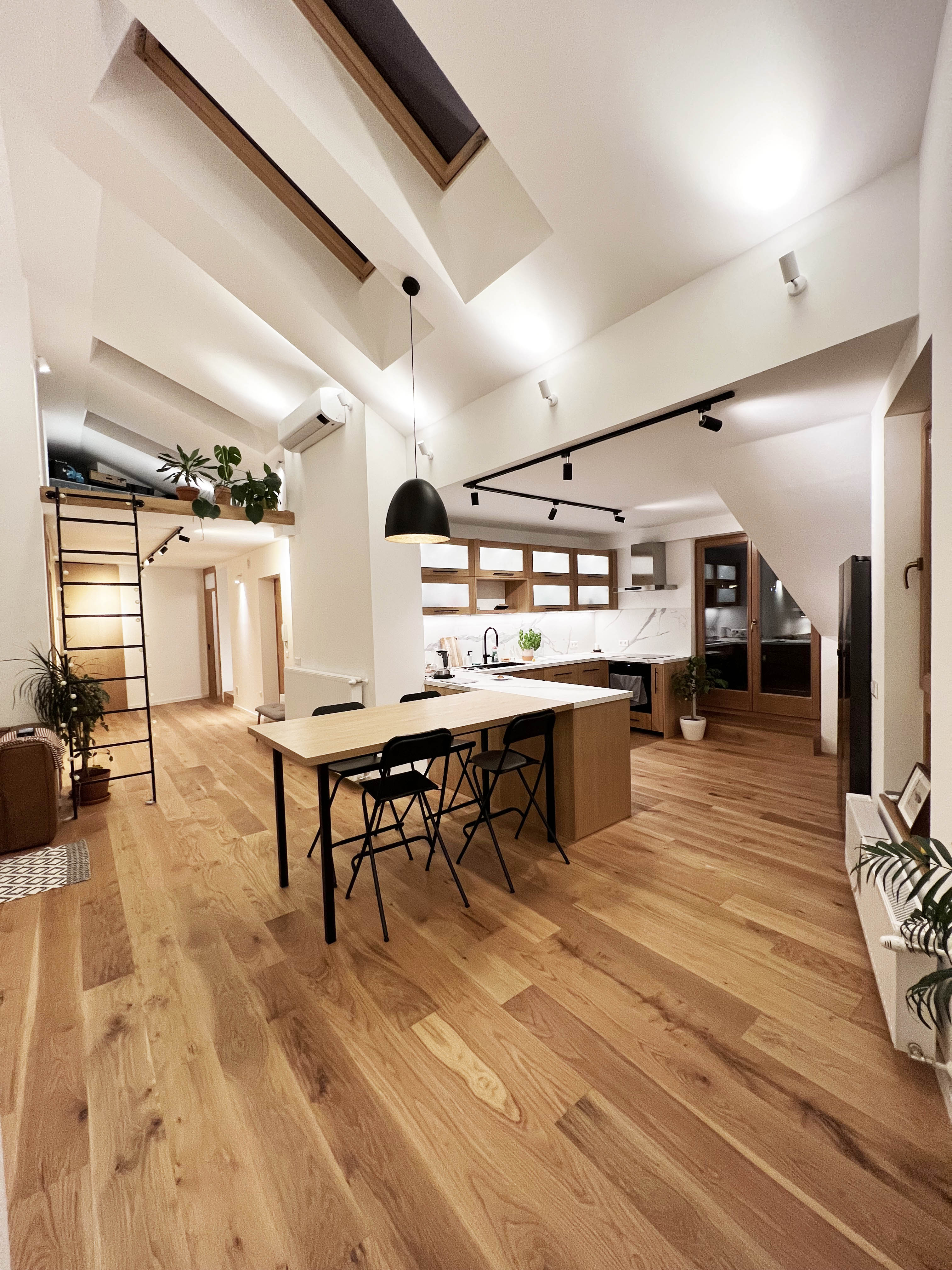 Atick Loft by Barsony Design Studio - Architizer