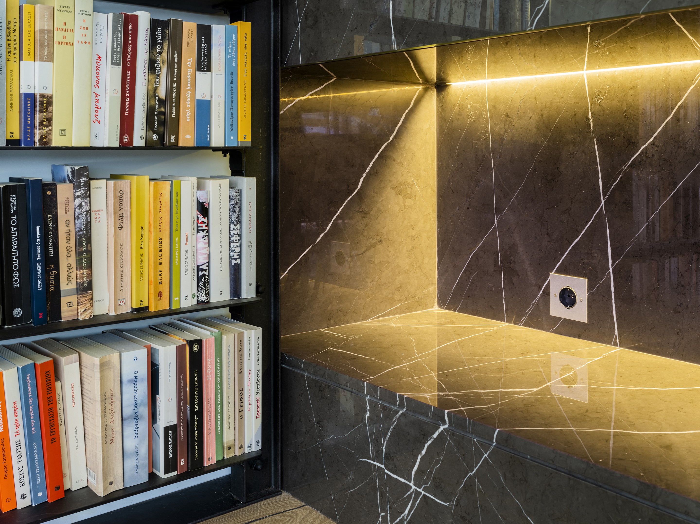 In quest of balance between materiality and intense focus in detail by ...