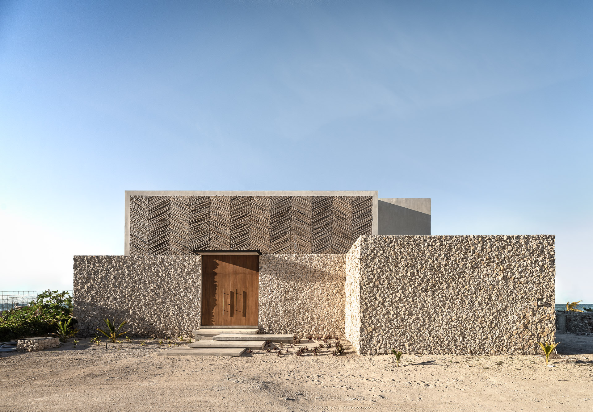 Tunich House by Ápiron - Architizer