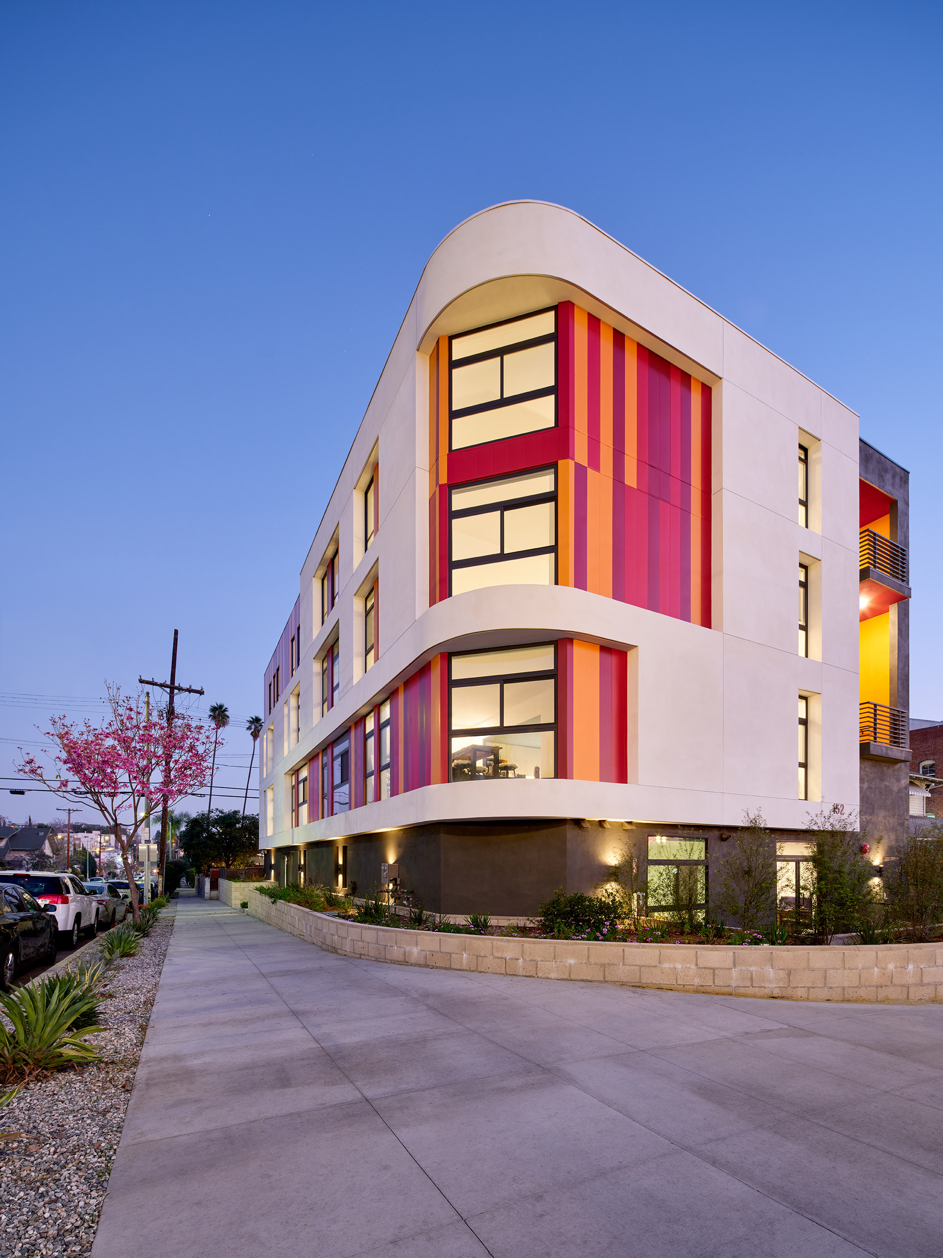 Rampart Loft by Andmore Partners - Architizer