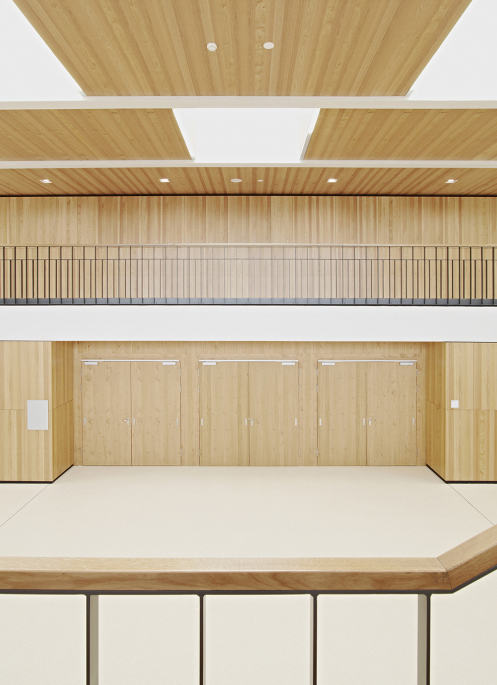 Grammar School Frankfurt-Riedberg by a+r Architekten - Architizer