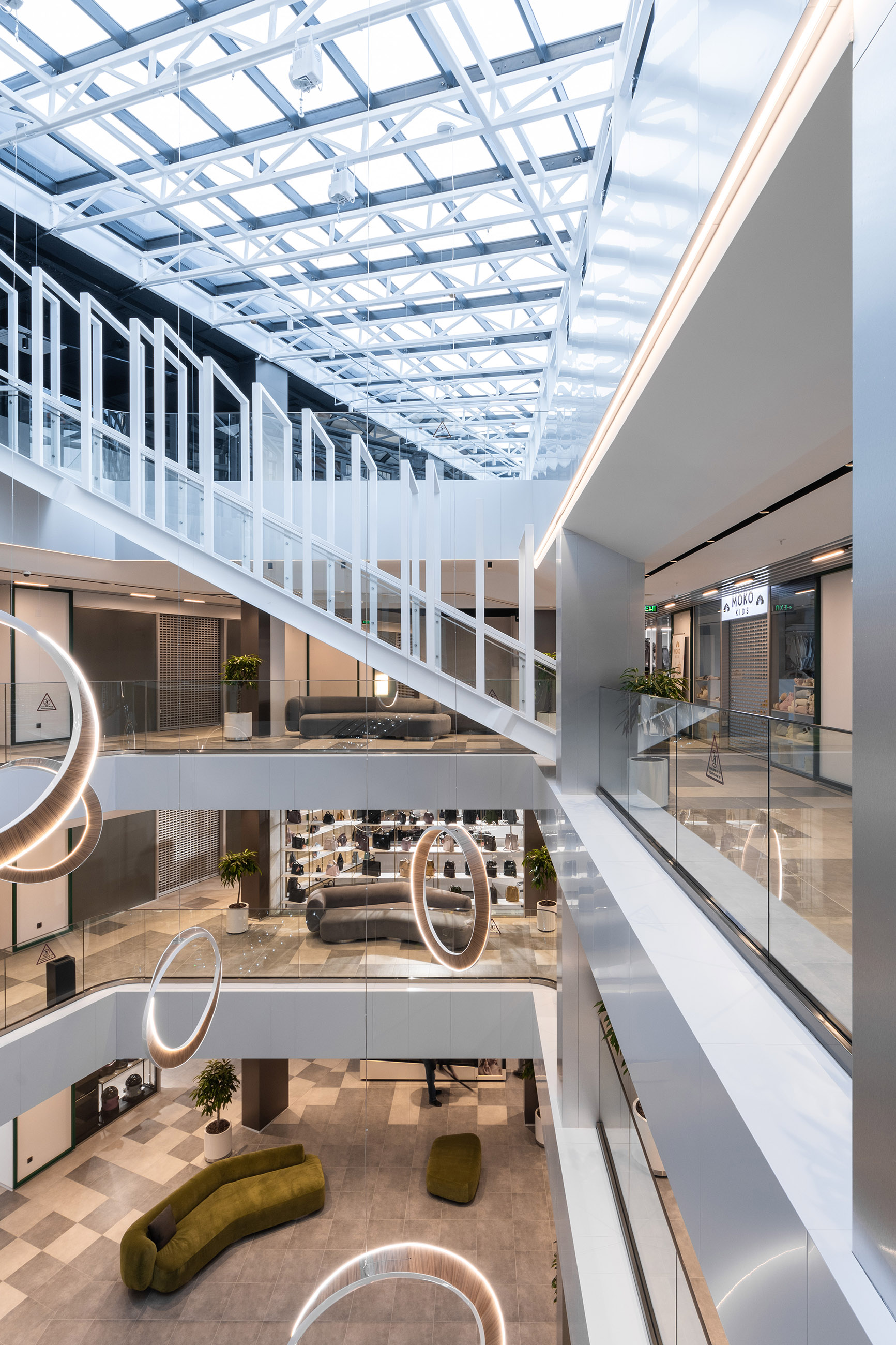 TORO CENTER – MULTIFUNCTIONAL HYBRID COMPLEX by AB+Partners - Architizer