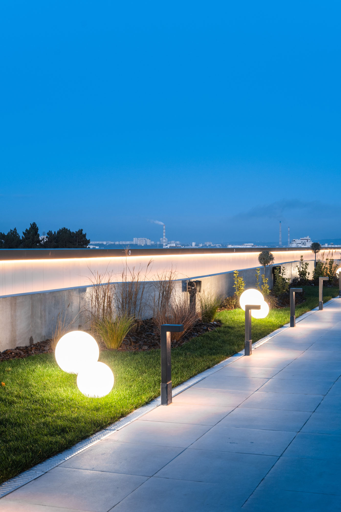 TORO CENTER – MULTIFUNCTIONAL HYBRID COMPLEX by AB+Partners - Architizer