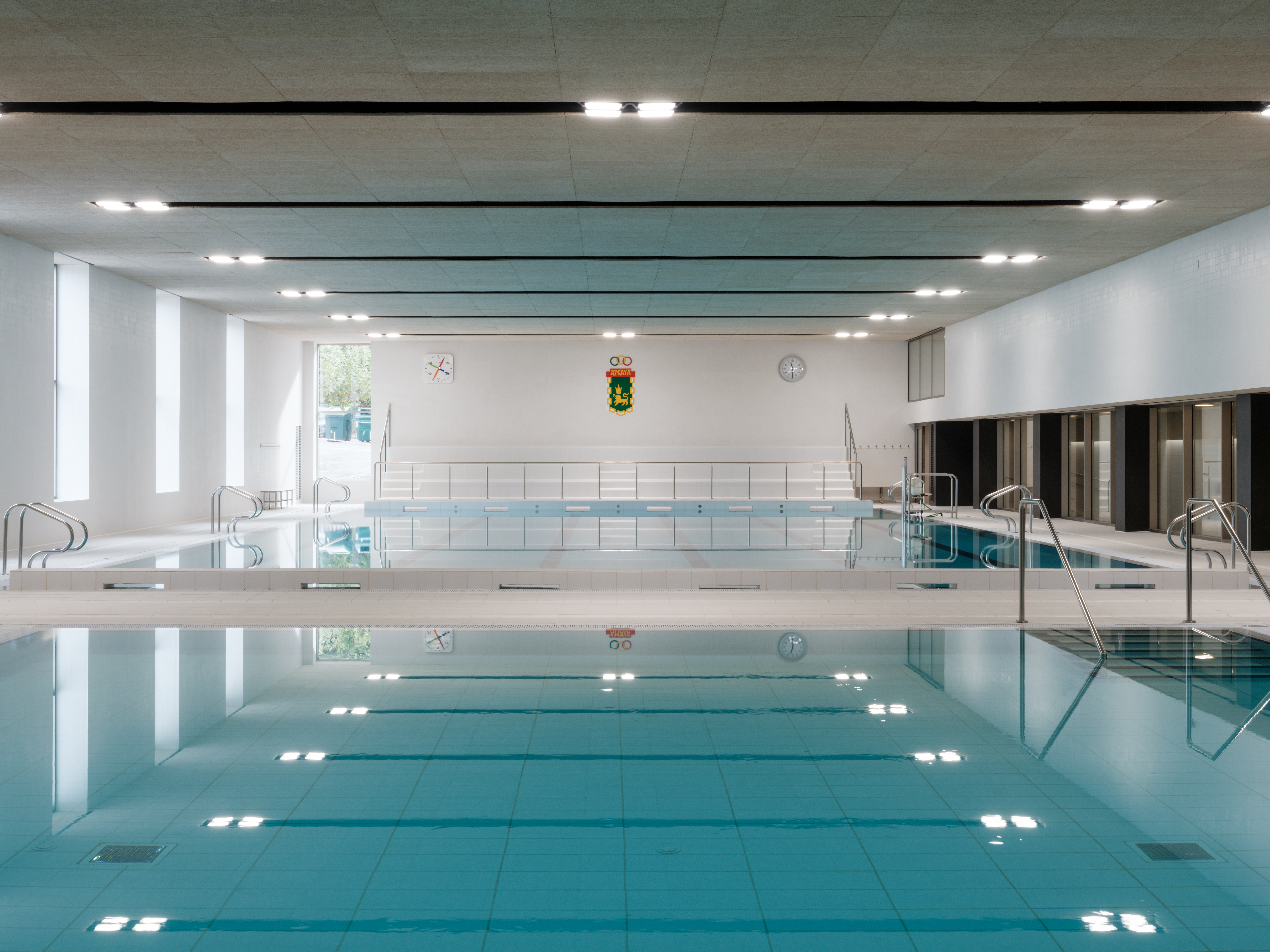 Renovation and extension of indoor swimming pools and squash courts at ...